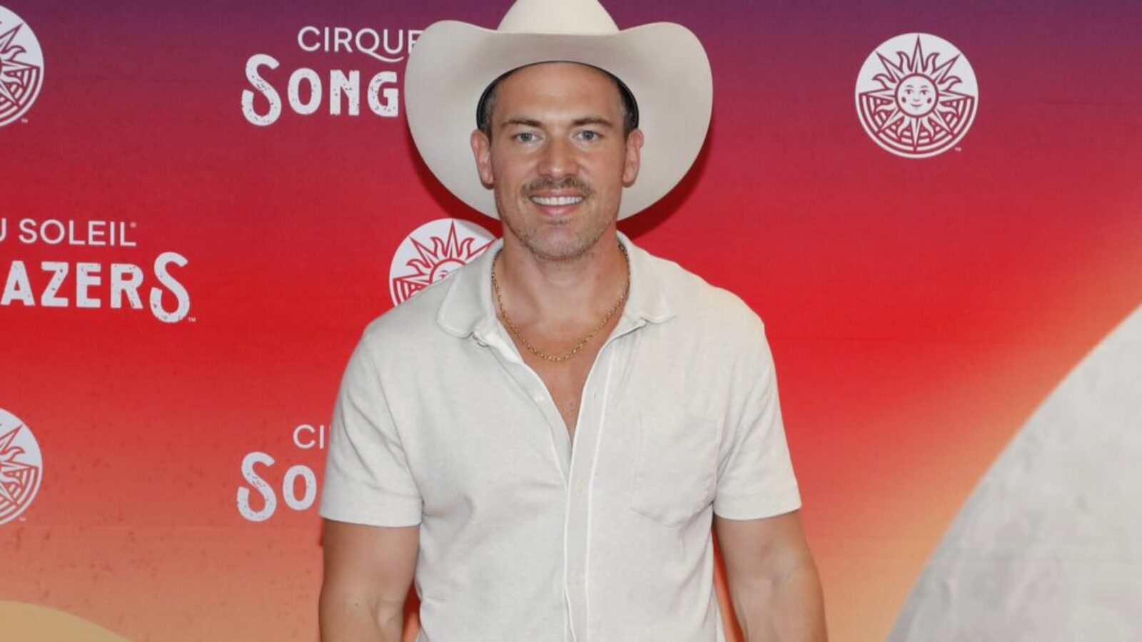 ‘The Challenge’s Davis Mallory Says He No Longer Identifies as Gay ...