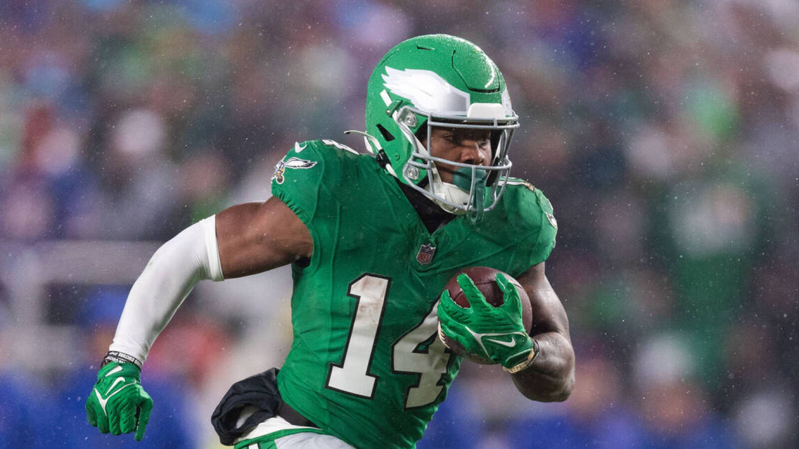 Eagles RB says divide between front office, locker room led to team's ...