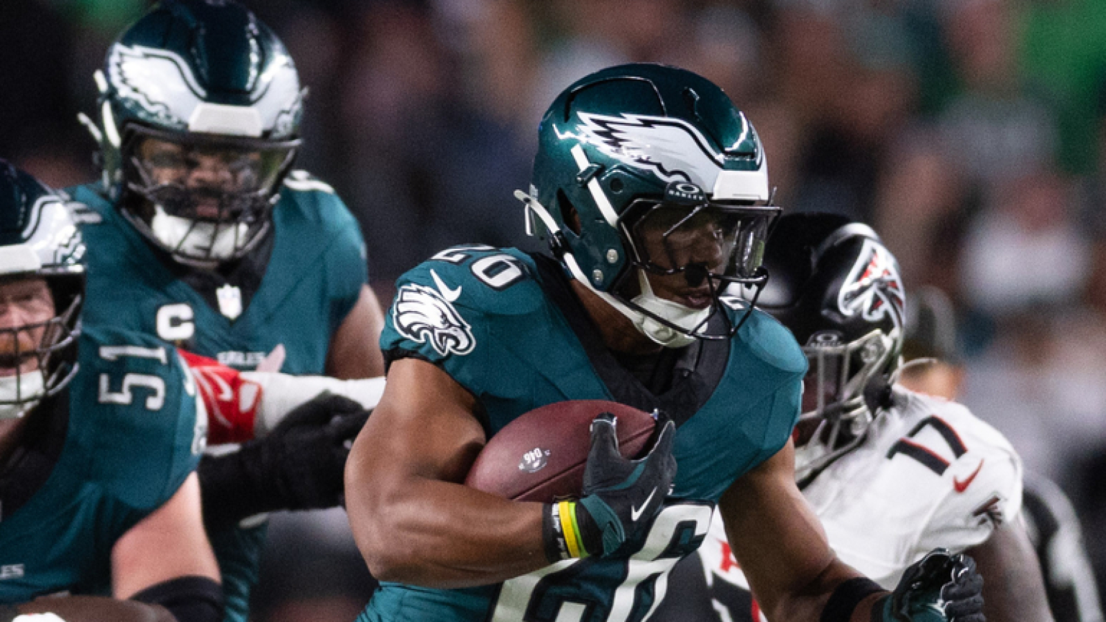 Watch: Incredible Barkley juke and drive is wasted by Eagles | Yardbarker