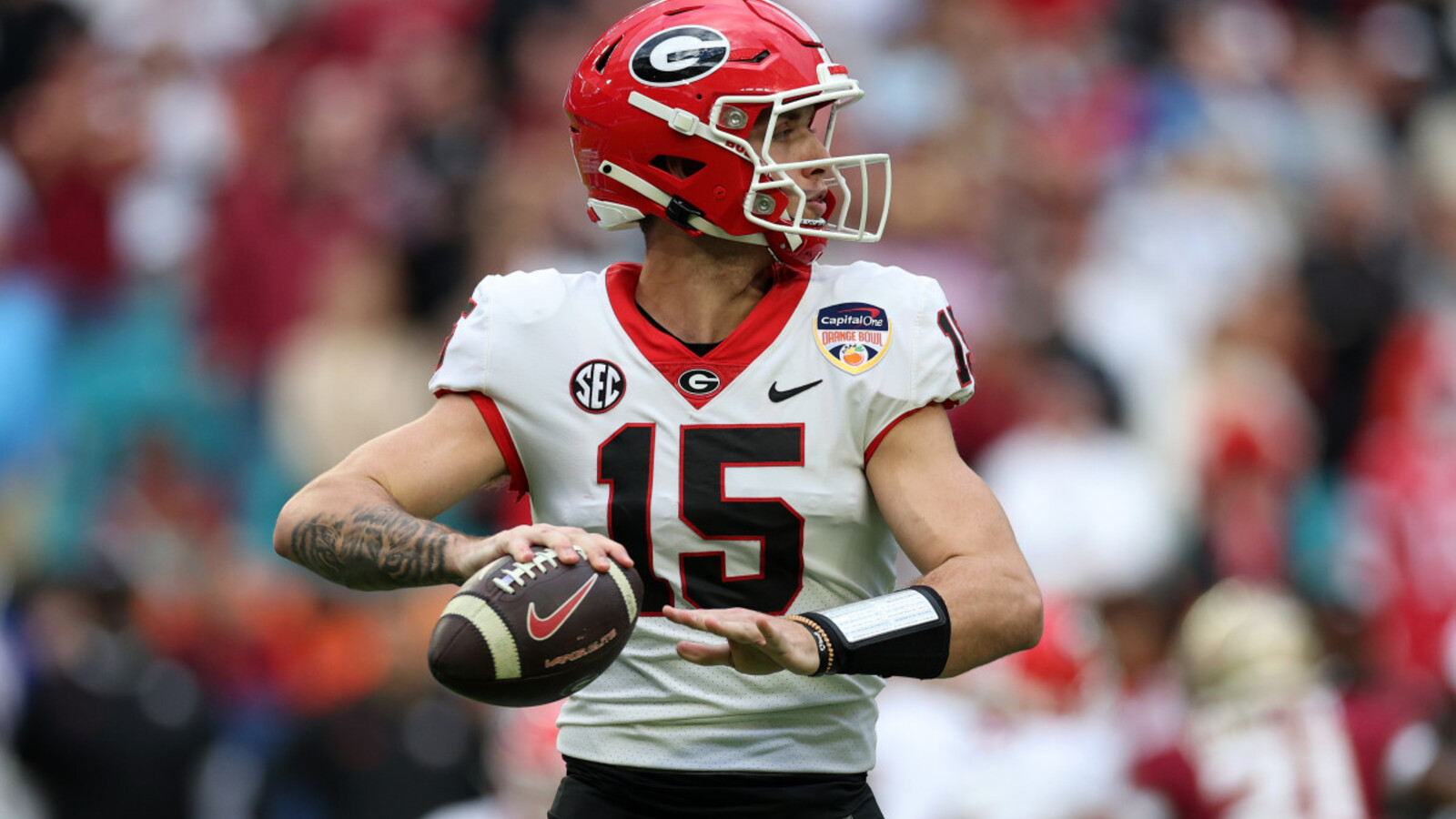 Georgia QB Carson Beck talks in-helmet communication that could be ...