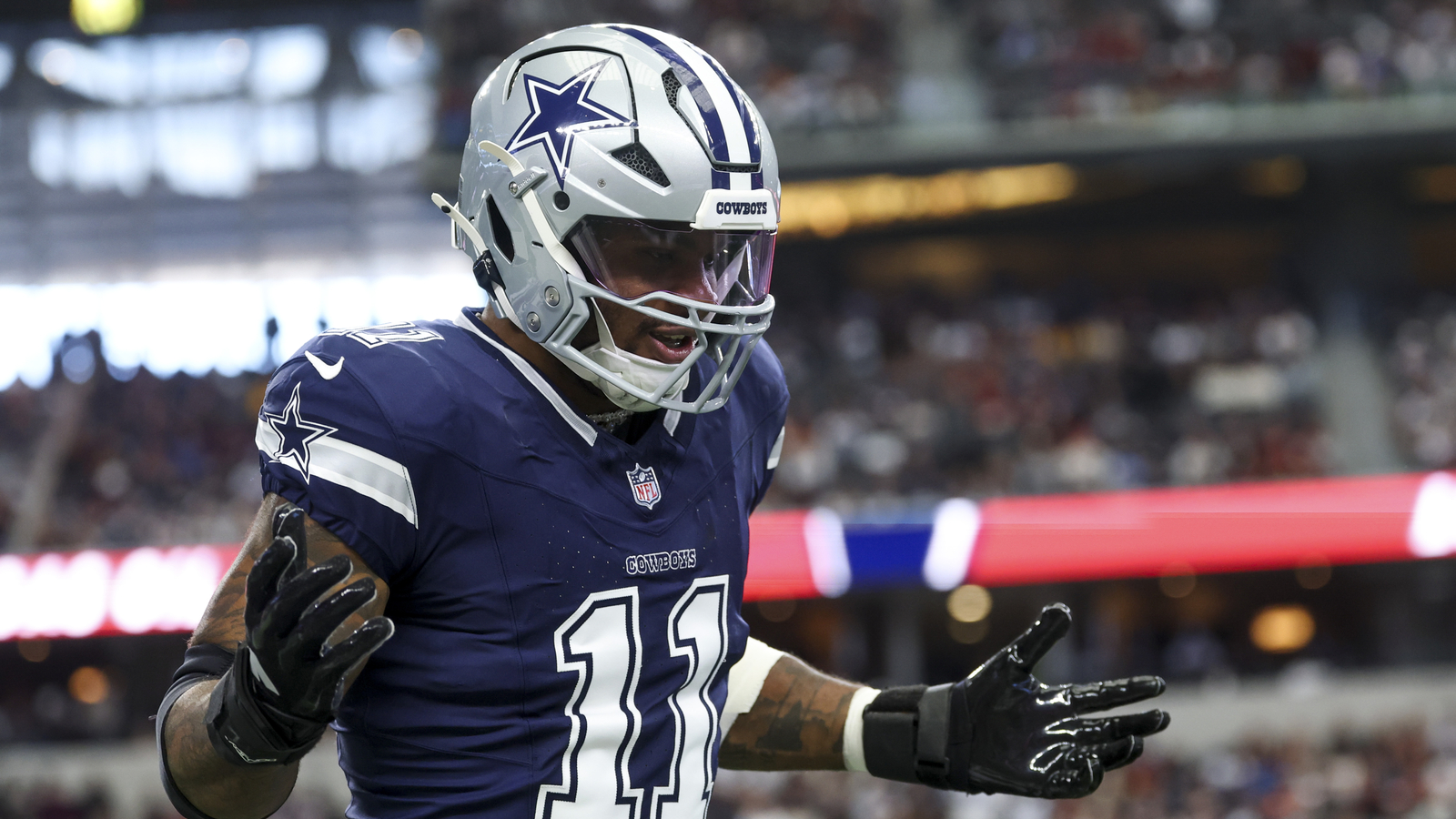 Cowboys' Star Jealous Reaction To Commanders Trade For Deebo Samuel ...