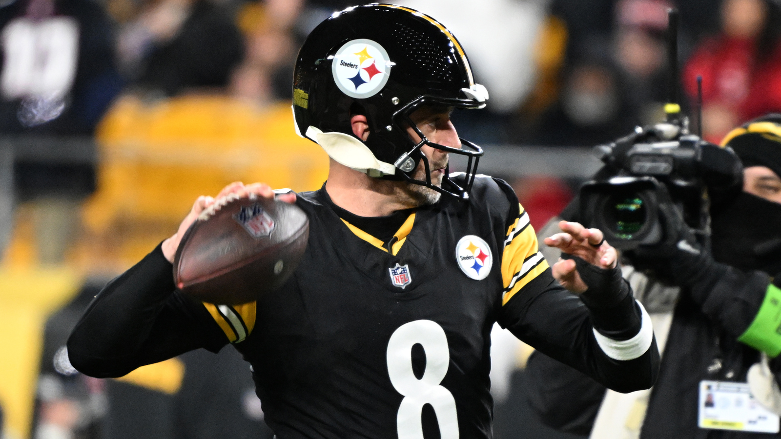 NFL insider gives Aaron Rodgers, Steelers contract update after wild ...