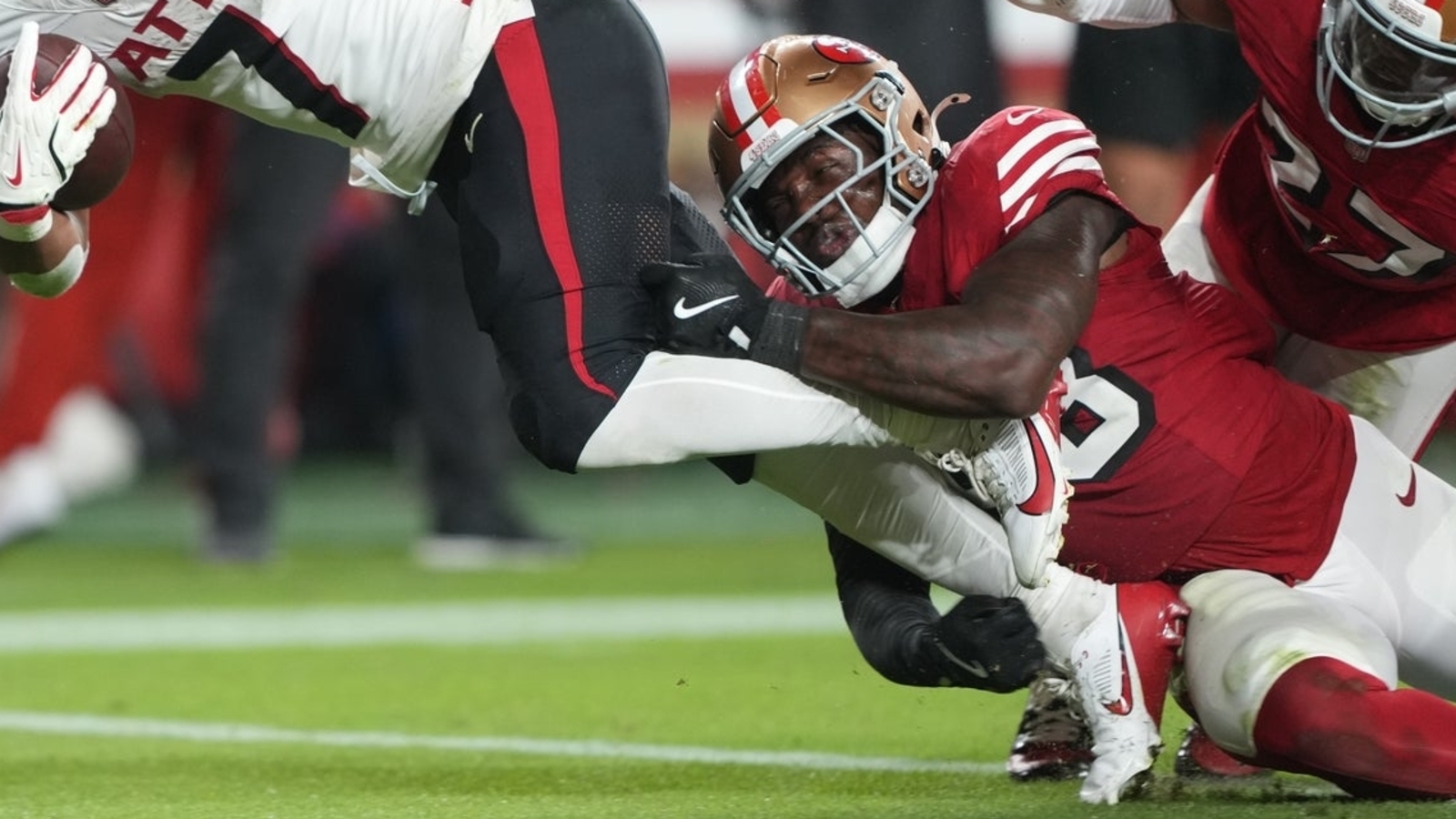 49ers-Falcons: Tatum Bethune shows 49ers may have life at LB after Fred ...