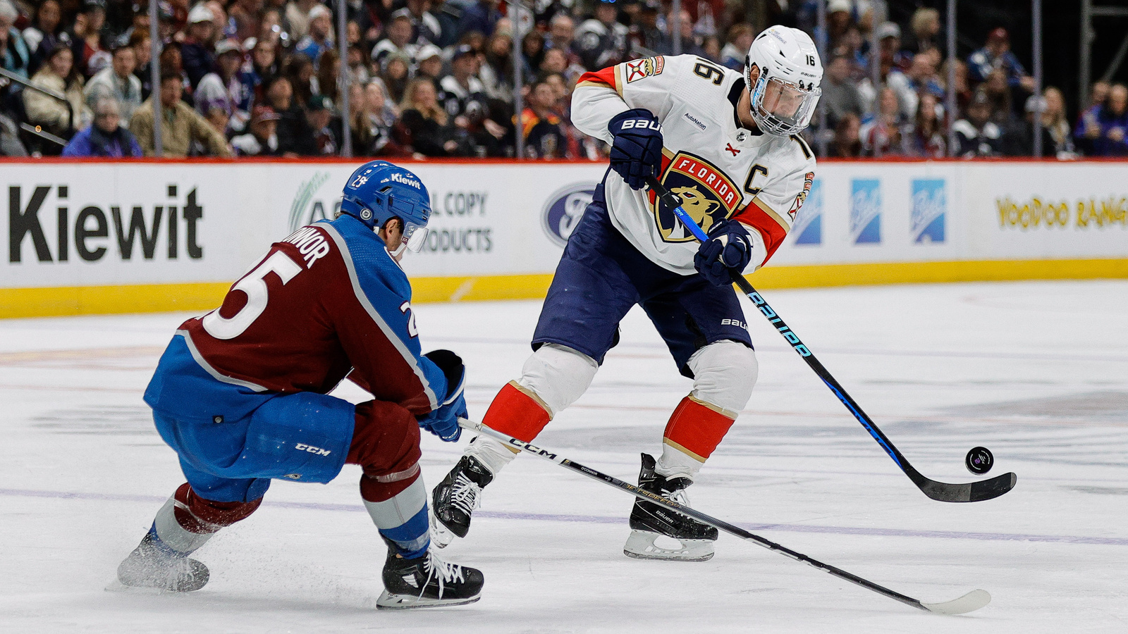The Masked Captain: Barkov Has 4-Point Day for Panthers In Full Shield ...