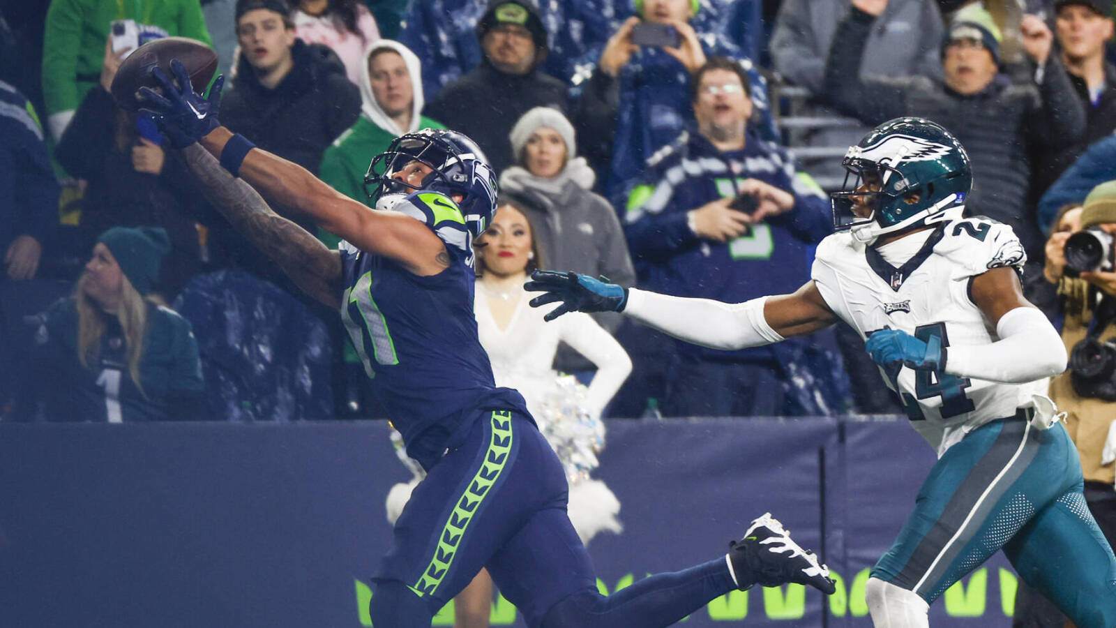 'MNF' takeaways: Seahawks WRs steal the show in upset win | Yardbarker
