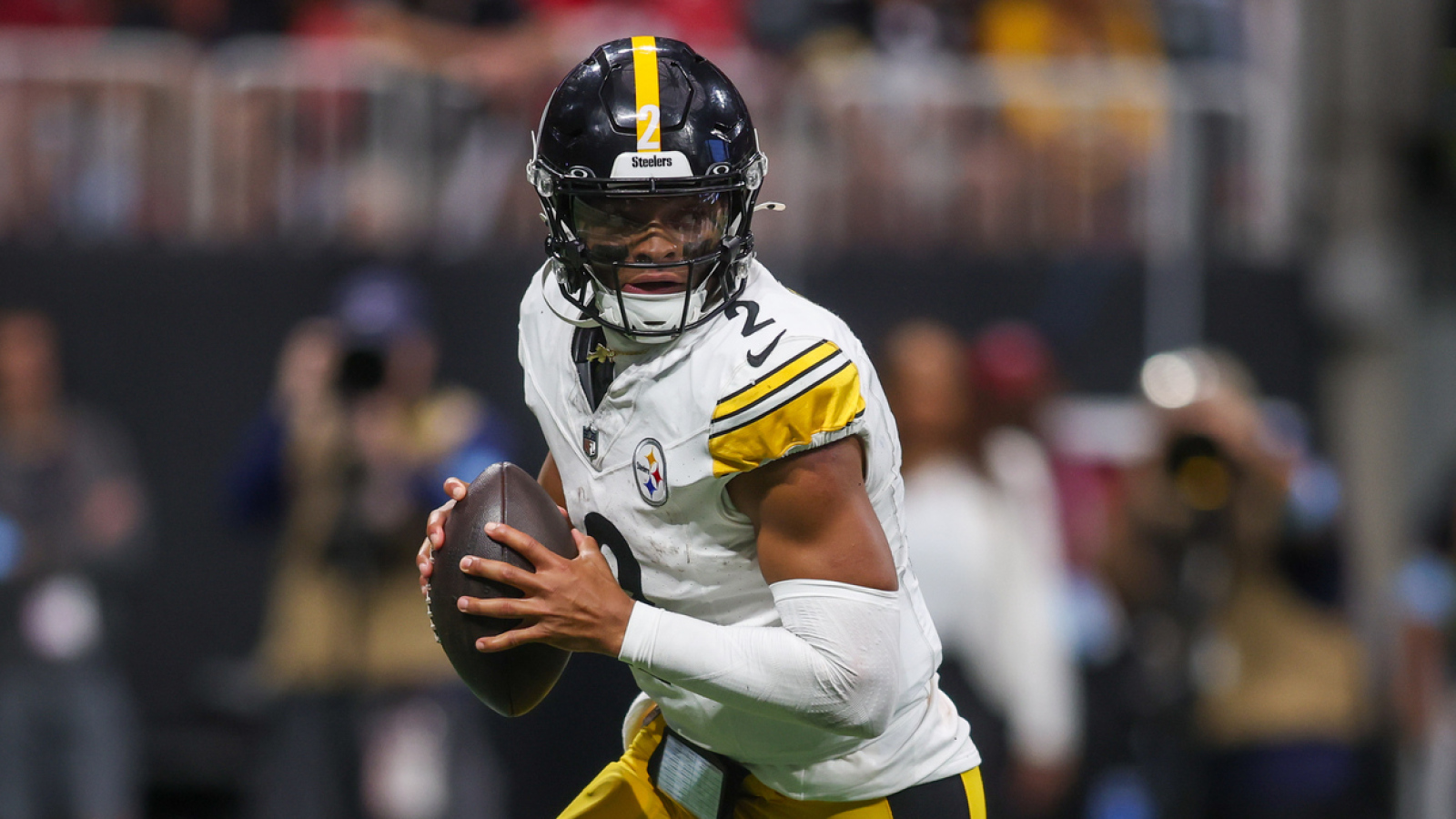 Steelers' Justin Fields isn't trying to prove anything to doubters amid ...