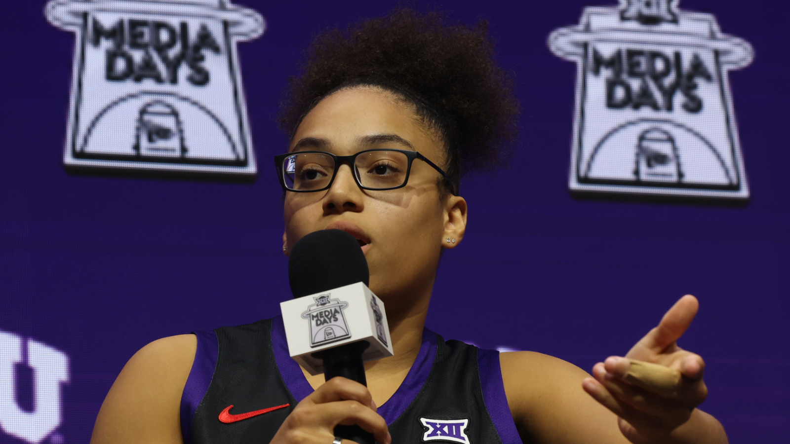 No. 9 TCU's Olivia Miles, Marta Suarez accomplish rare feat only seen once | Yardbarker