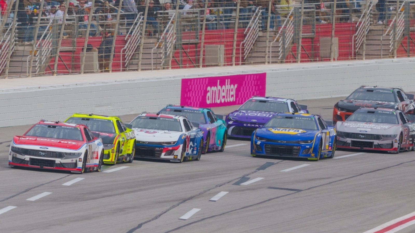 NASCAR fans rip FOX for production mistakes, commercials during Atlanta ...