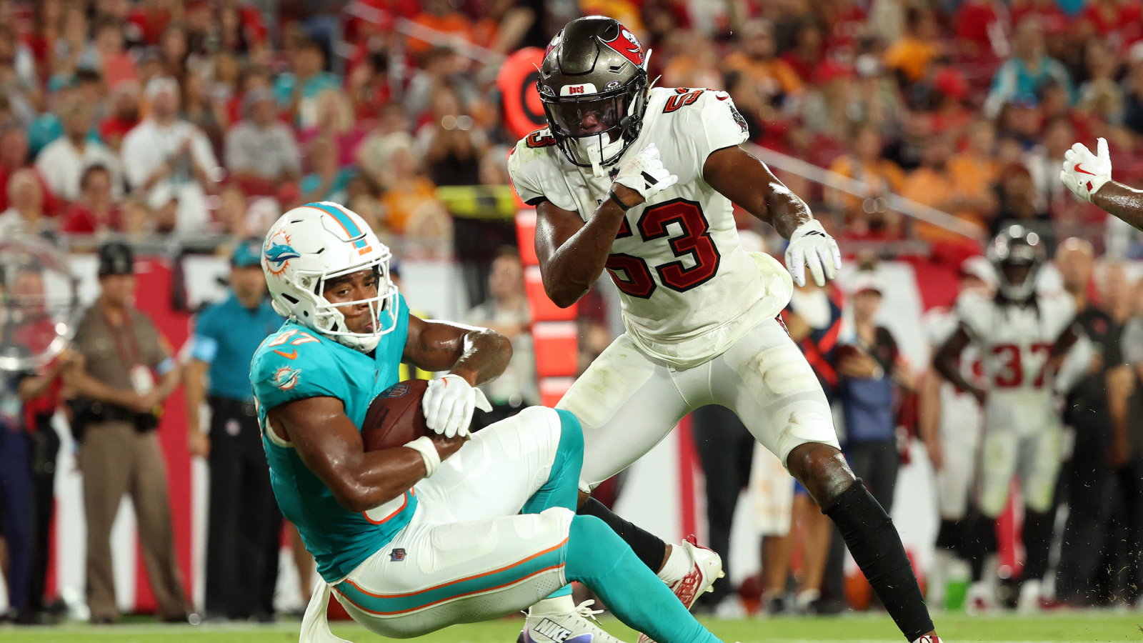 Can ILB Vi Jones Help Solve Bucs’ Coverage Problems? | Yardbarker