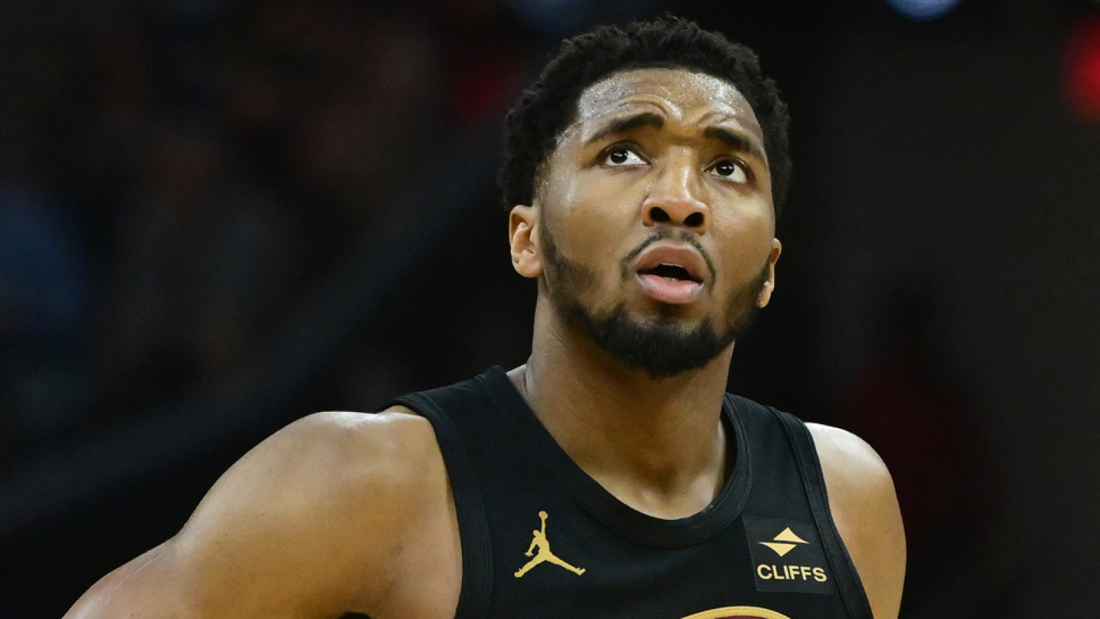 Rockets eyeing stars whose ages align with young core, per report ...