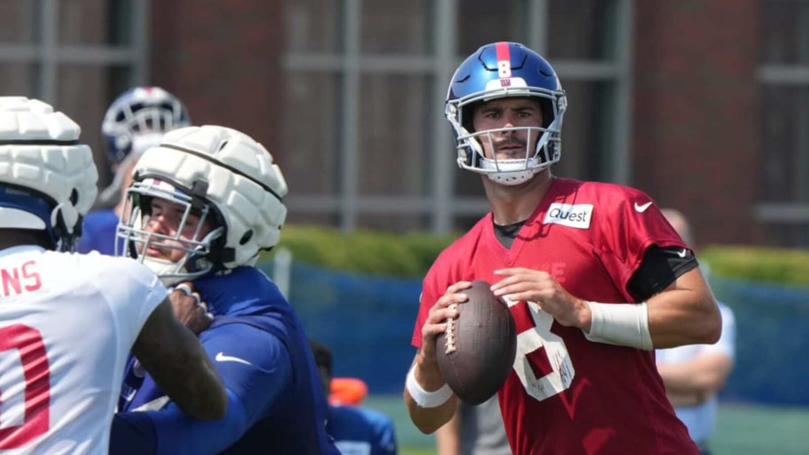 Giants QB Daniel Jones Not Flinching Under Duress, Says AHC/OC Mike ...