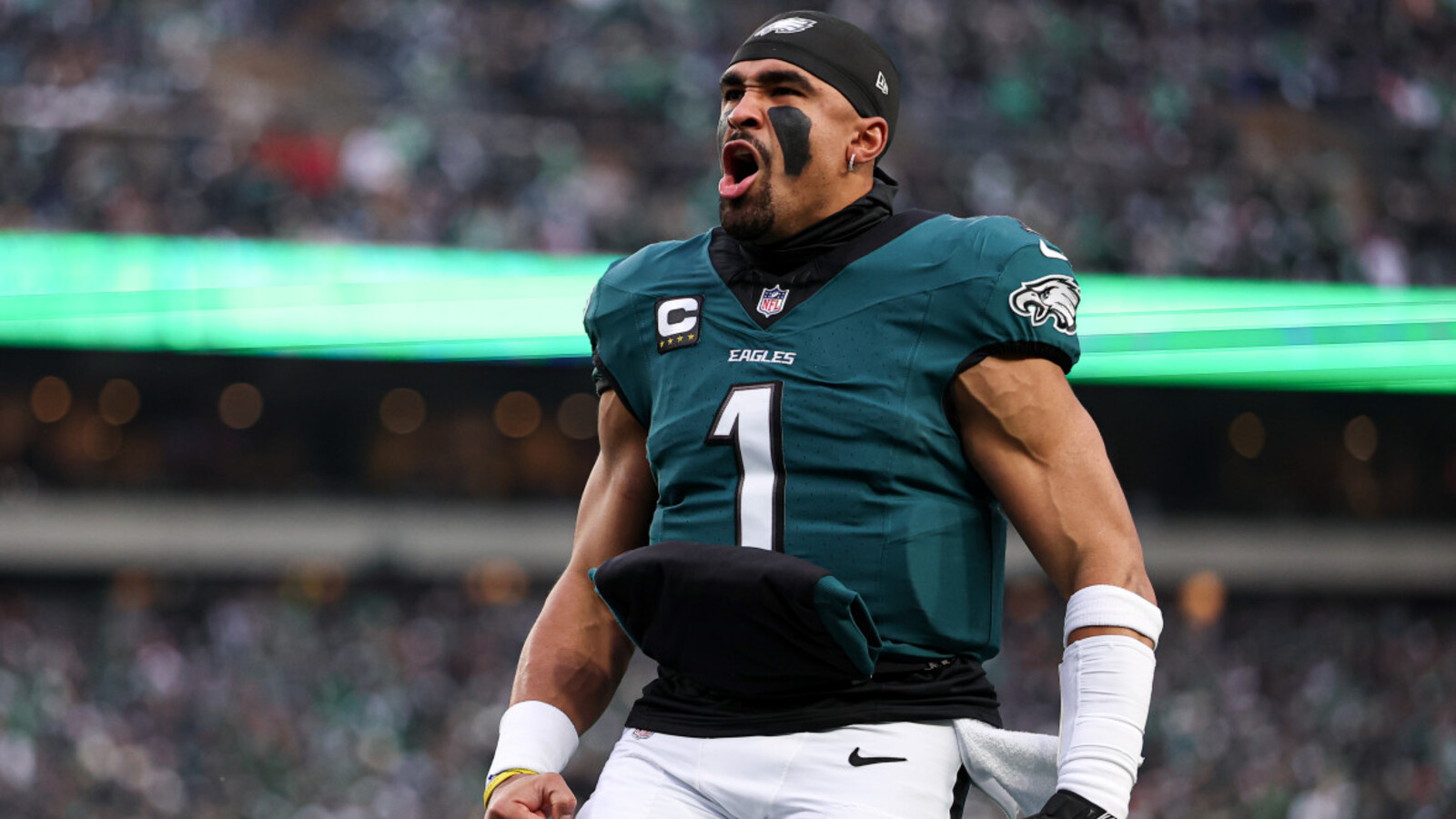 Eagles Legend Blasts Team for Not Trusting QB Jalen Hurts After Impressive Comeback vs. Rams ...