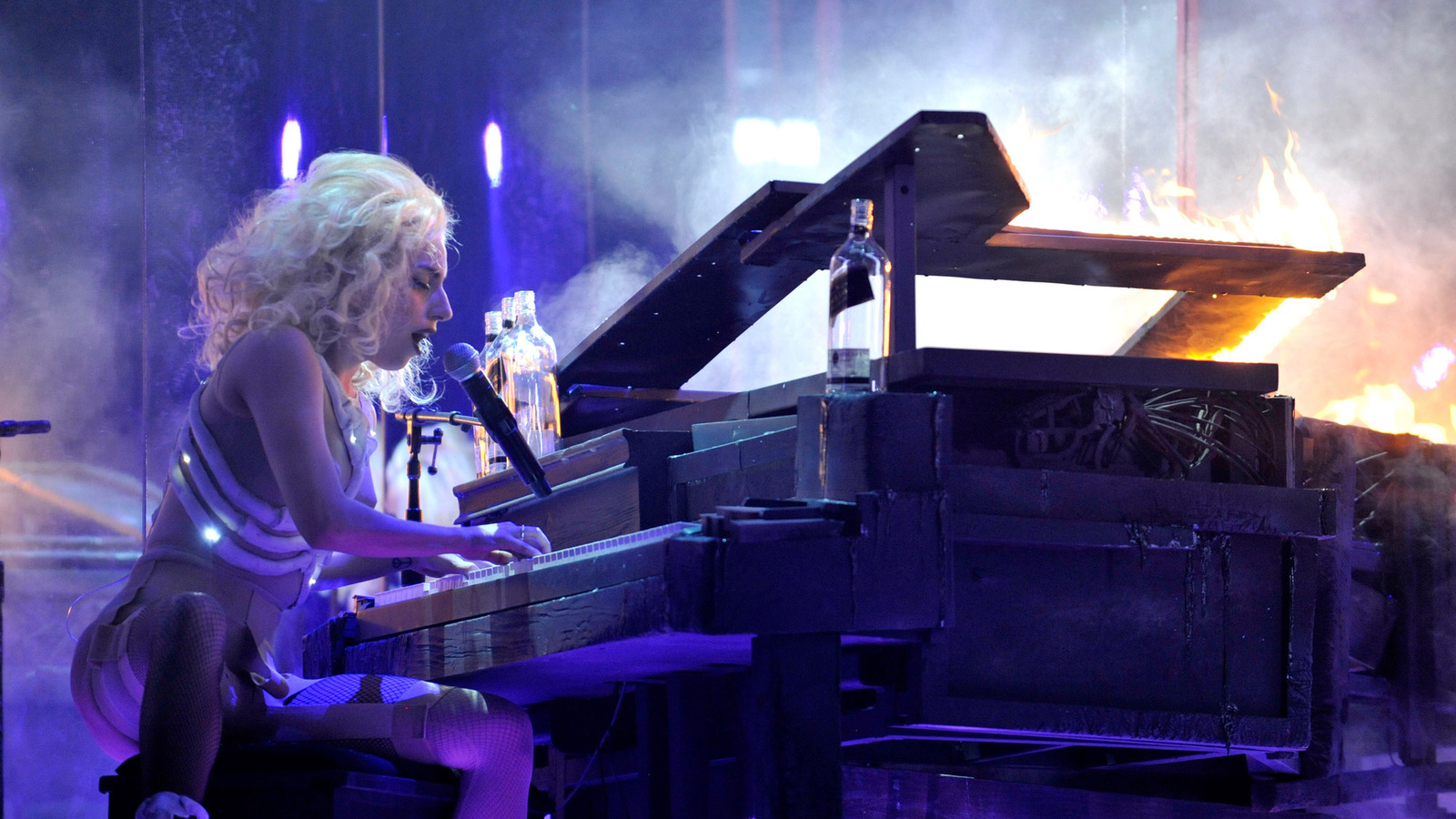 The greatest pop music albums from the 2000s | Yardbarker