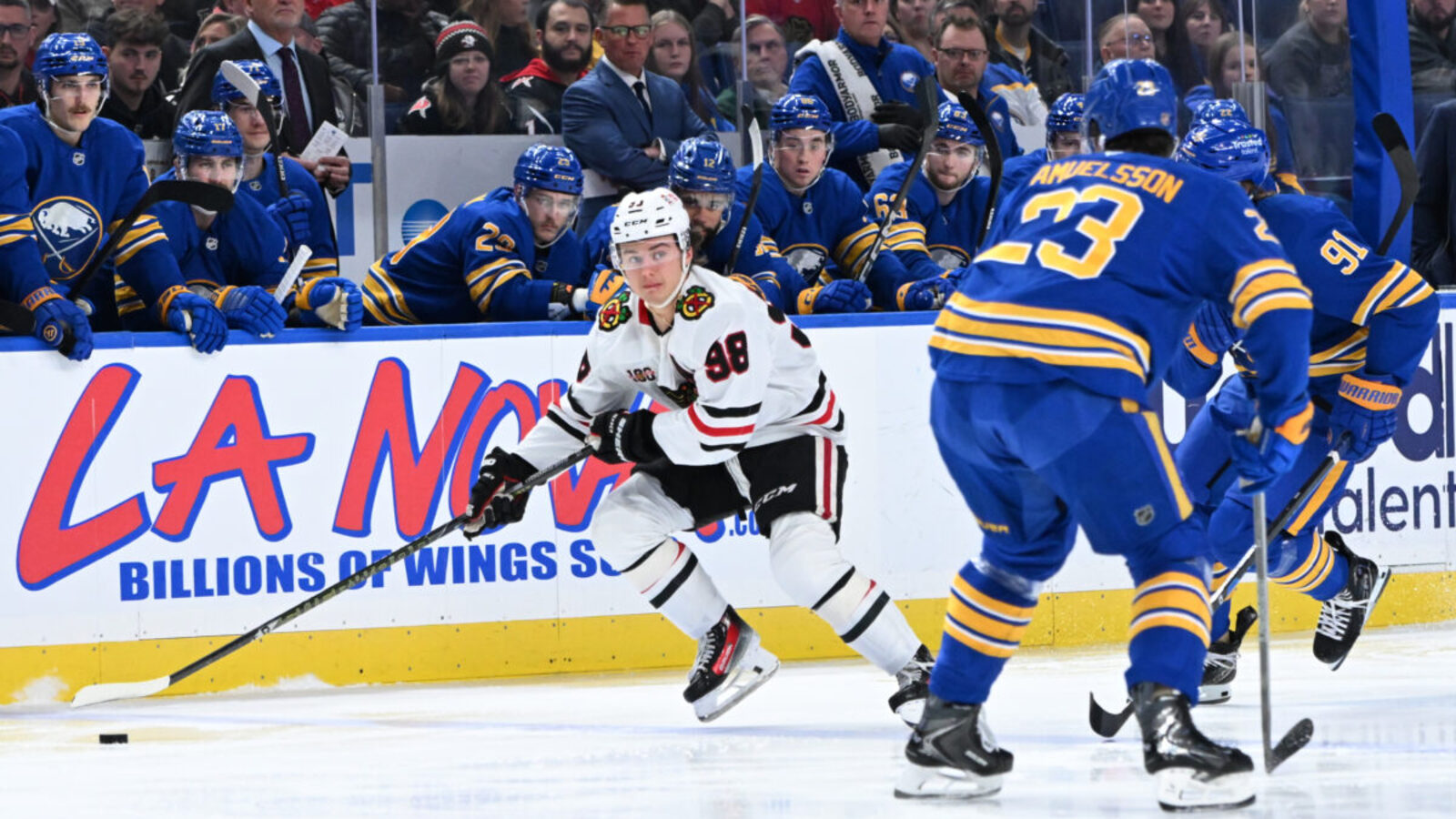 Pros & Cons of an Artemi Panarin & Chicago Blackhawks Reunion | Yardbarker