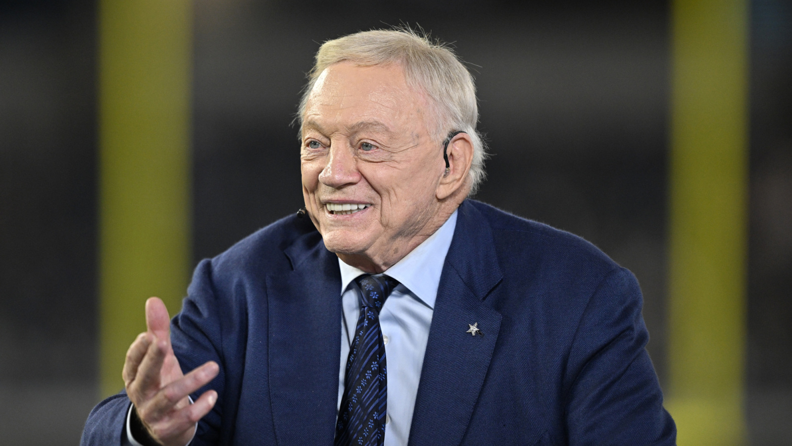 Jerry Jones has a weird proposal for George Pickens | Yardbarker