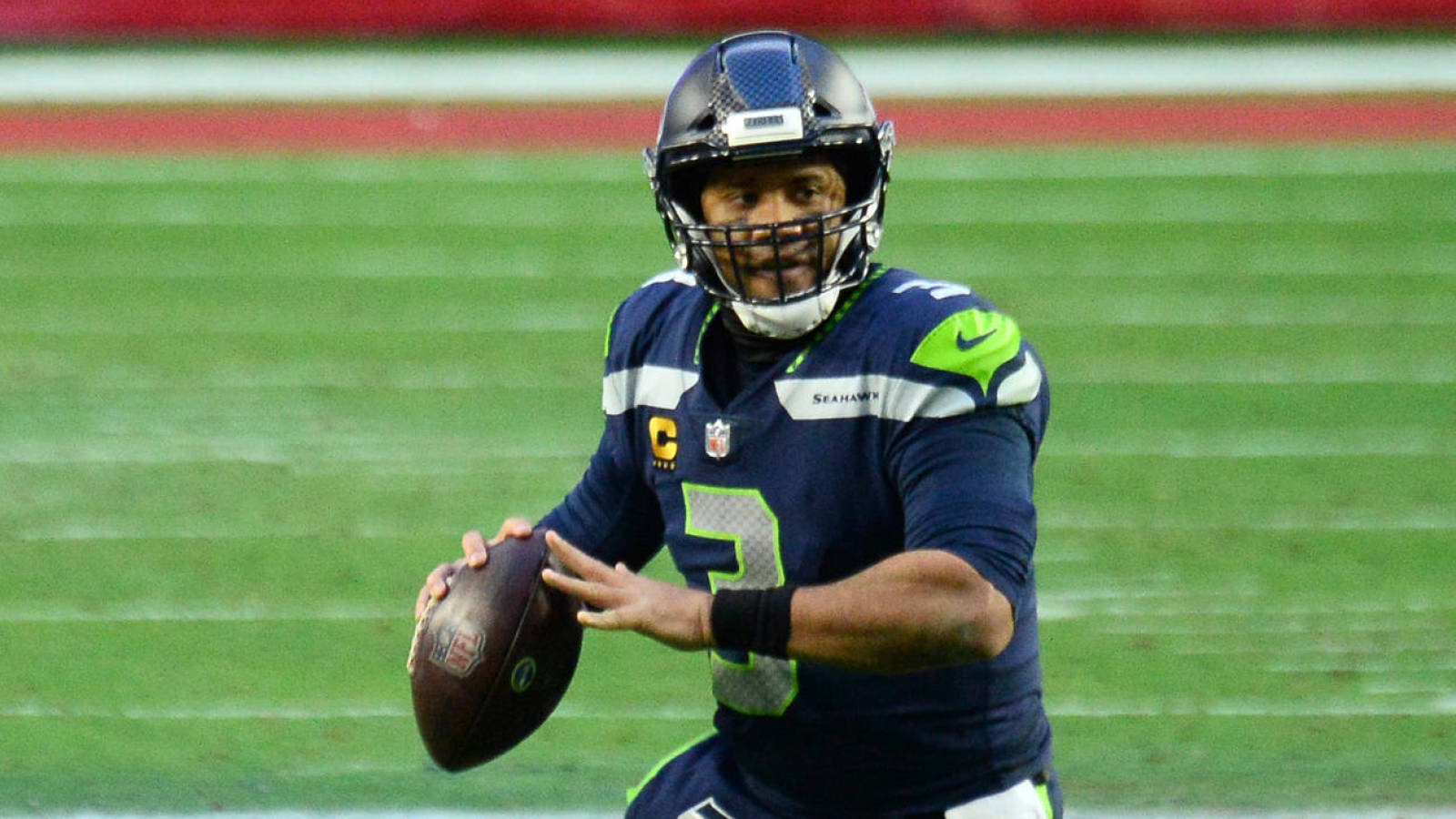 Analyst: Russell Wilson is playing last season in Seattle | Yardbarker