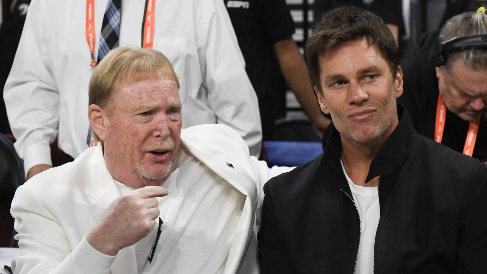 Will Tom Brady have to choose between Fox, Raiders ownership stake ...