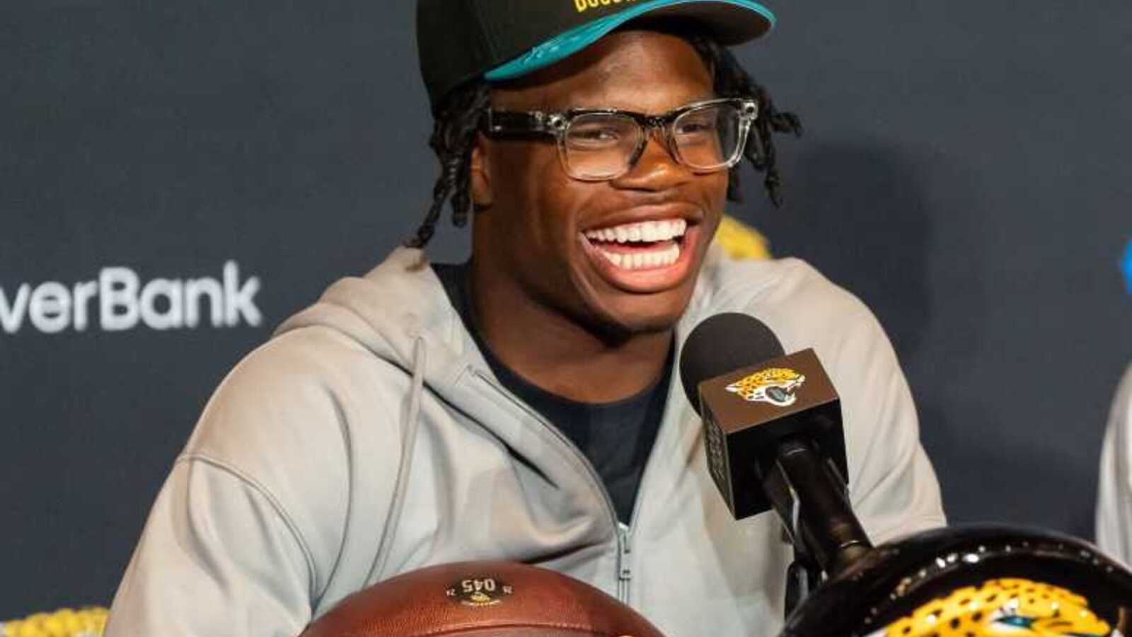 Travis Hunter Leaves Coach in Awe with 'Out of This World' Secret ...