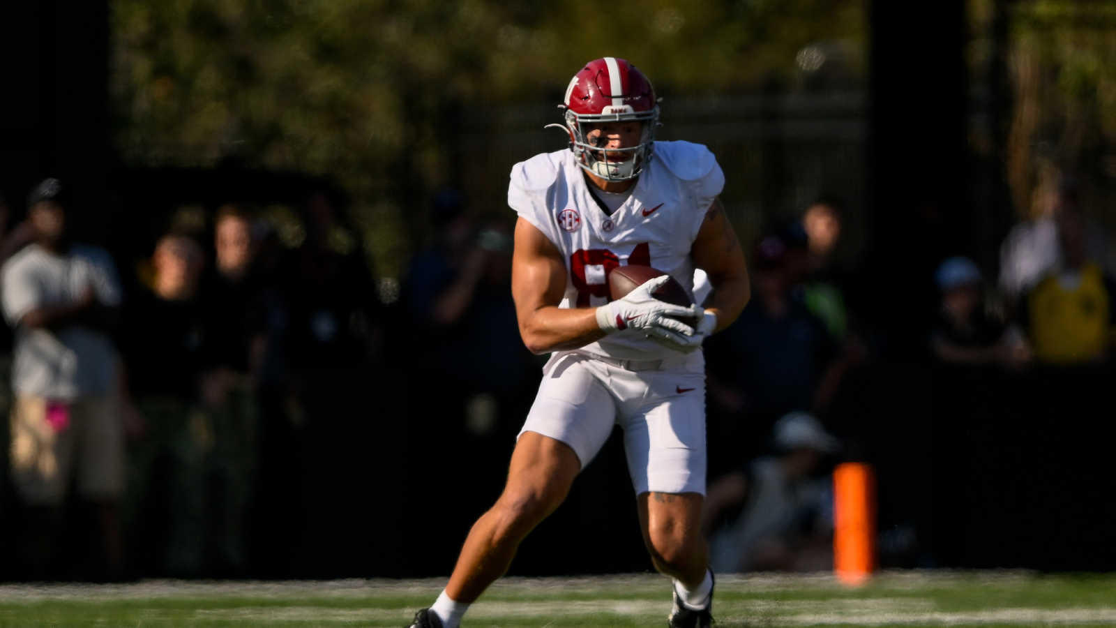 Alabama TE CJ Dippre informally meets with NFC squad | Yardbarker