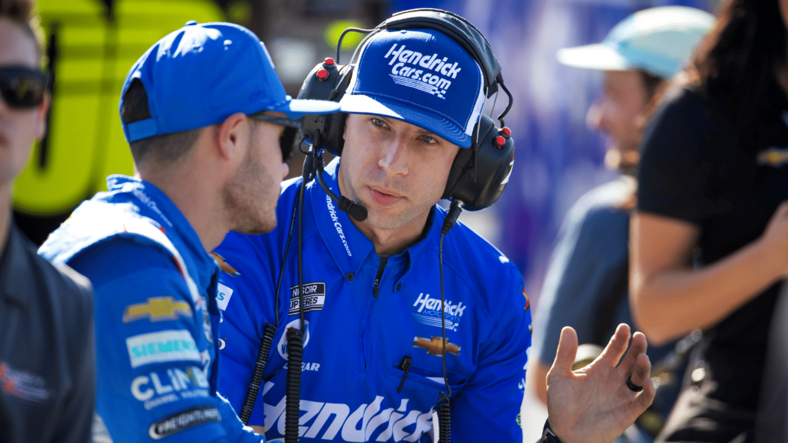 Cliff Daniels Claims NASCAR’s Revised Chase Format Will Benefit Kyle ...