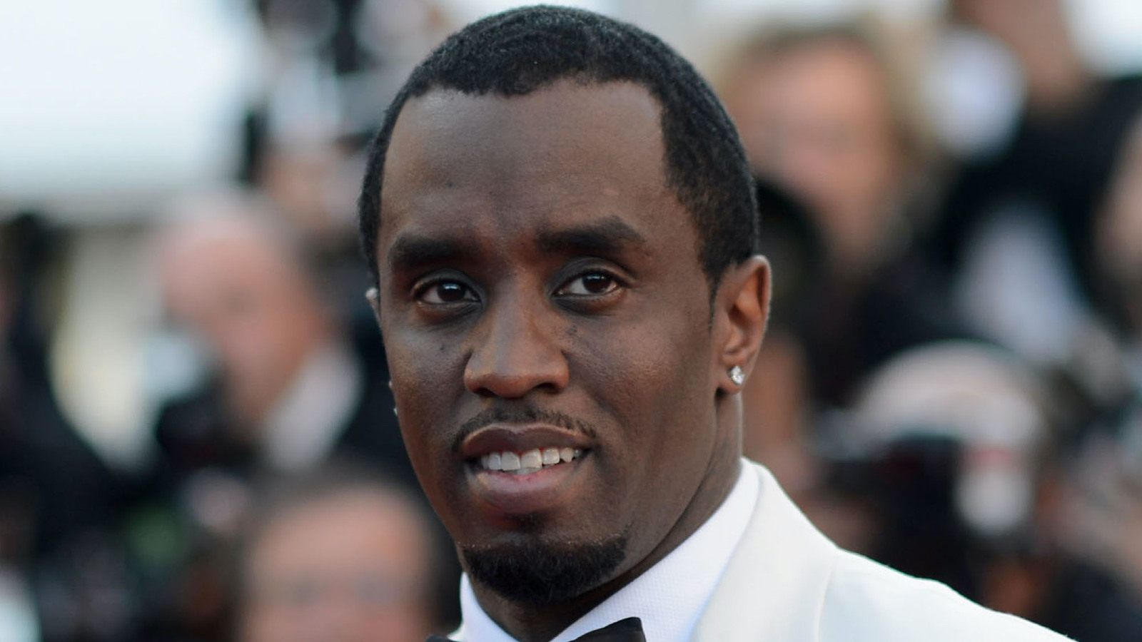 Diddy Looking Noticeably 'Thinner' and 'Grayer' During Court Appearance ...