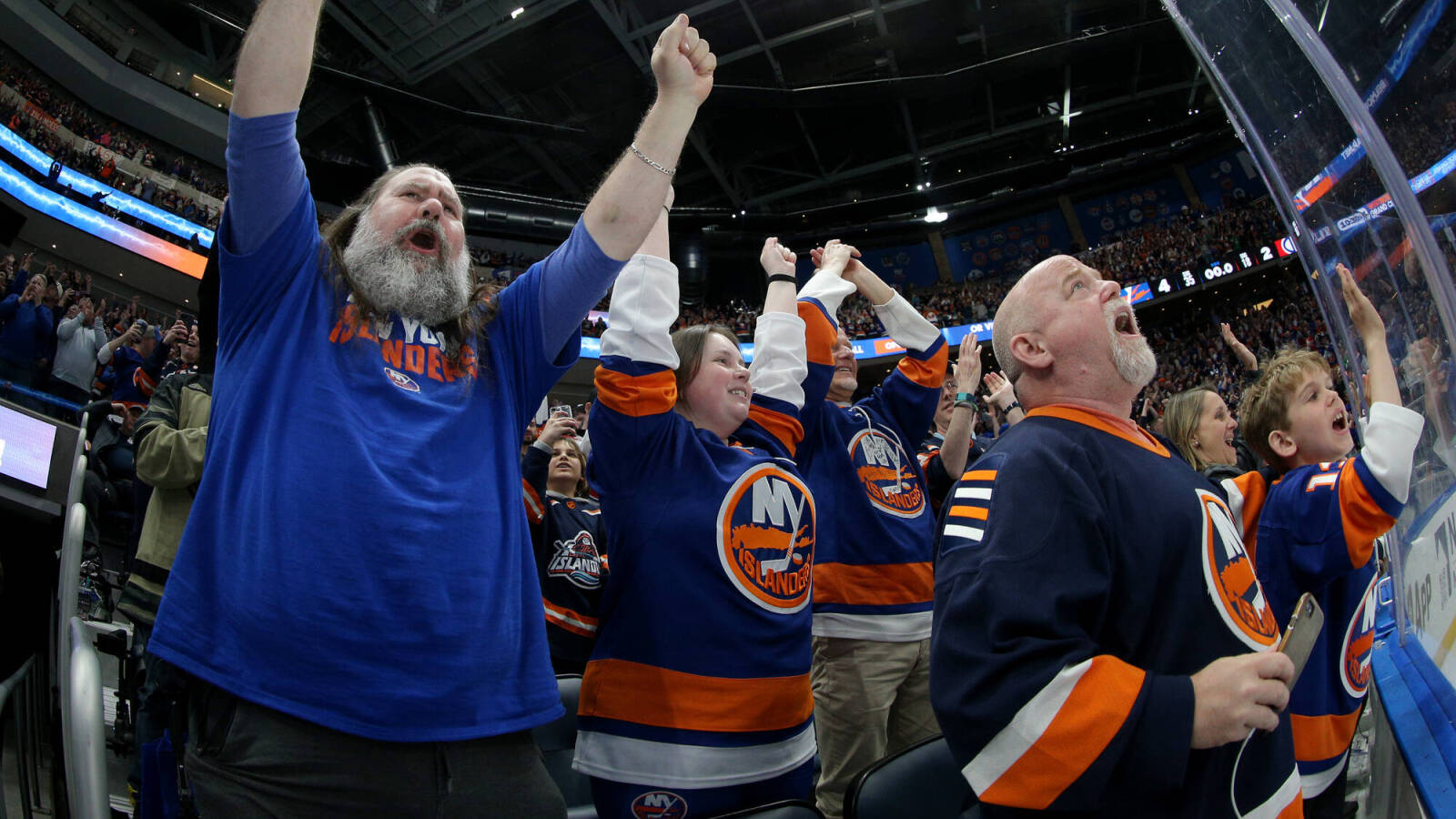 Islanders' win breaks NY-NJ sports' nearly 30-year drought | Yardbarker