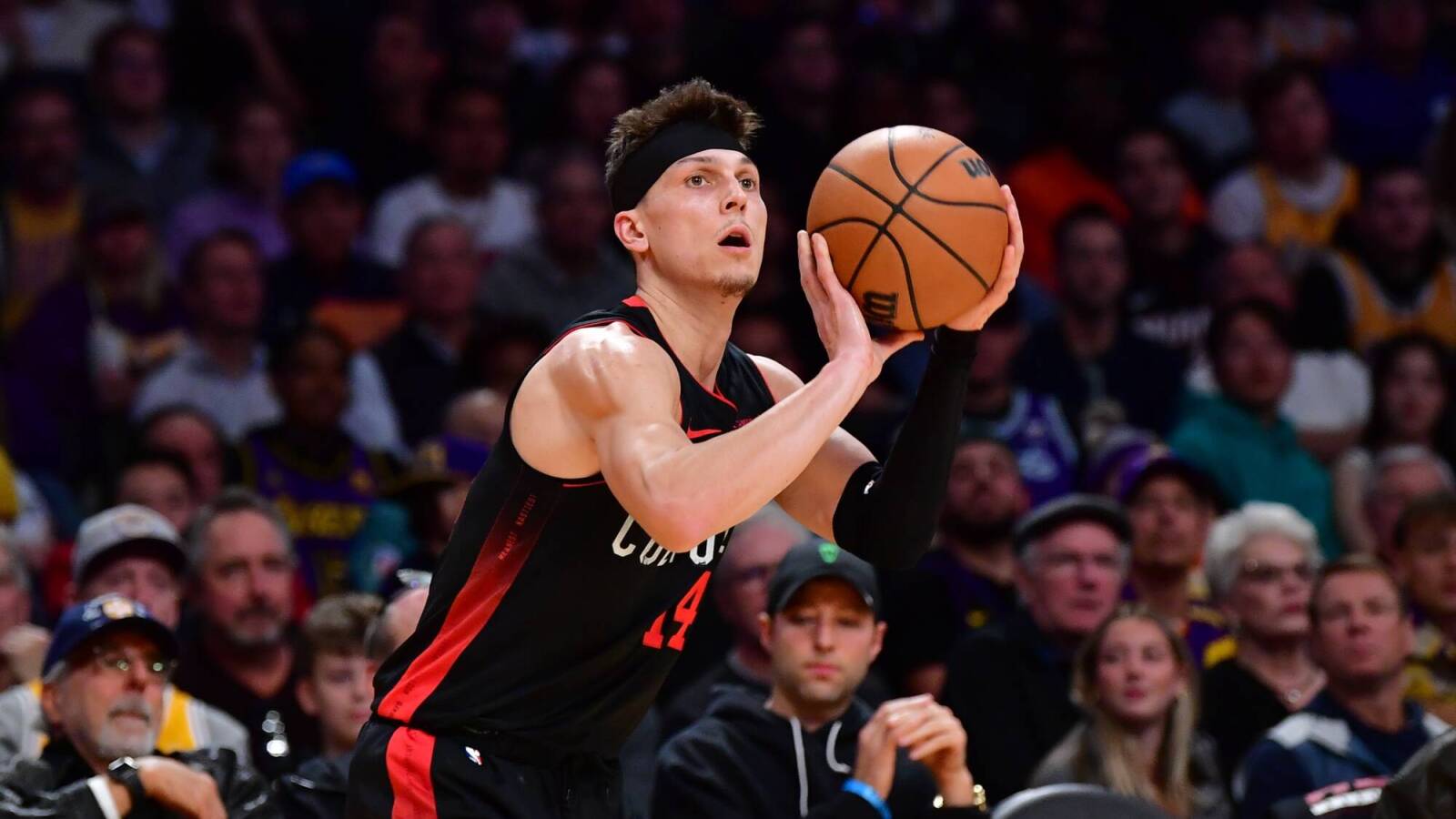 Tyler Herro Scores 21, Leads Heat Past Lakers in Los Angeles | Yardbarker