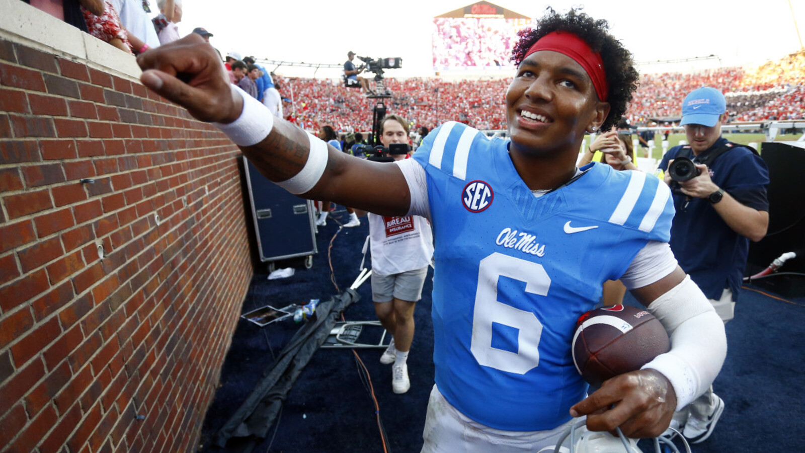 Ole Miss QB Trinidad Chambliss Announces Career News Amid College ...