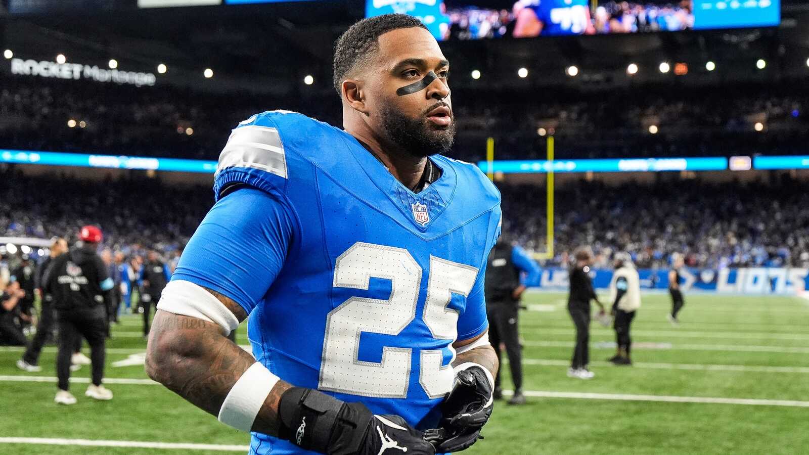 Raiders Bolster Defense with Jamal Adams Signing Right Before Camp ...