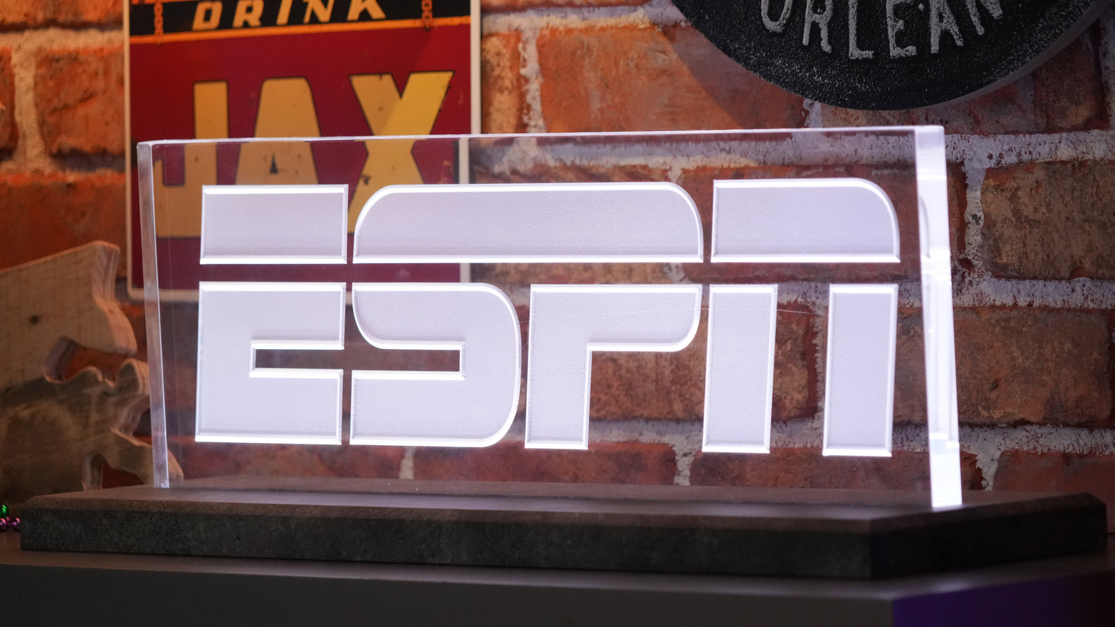 WWE’s Power Play? ESPN Cuts Off AEW From Their Website | Yardbarker