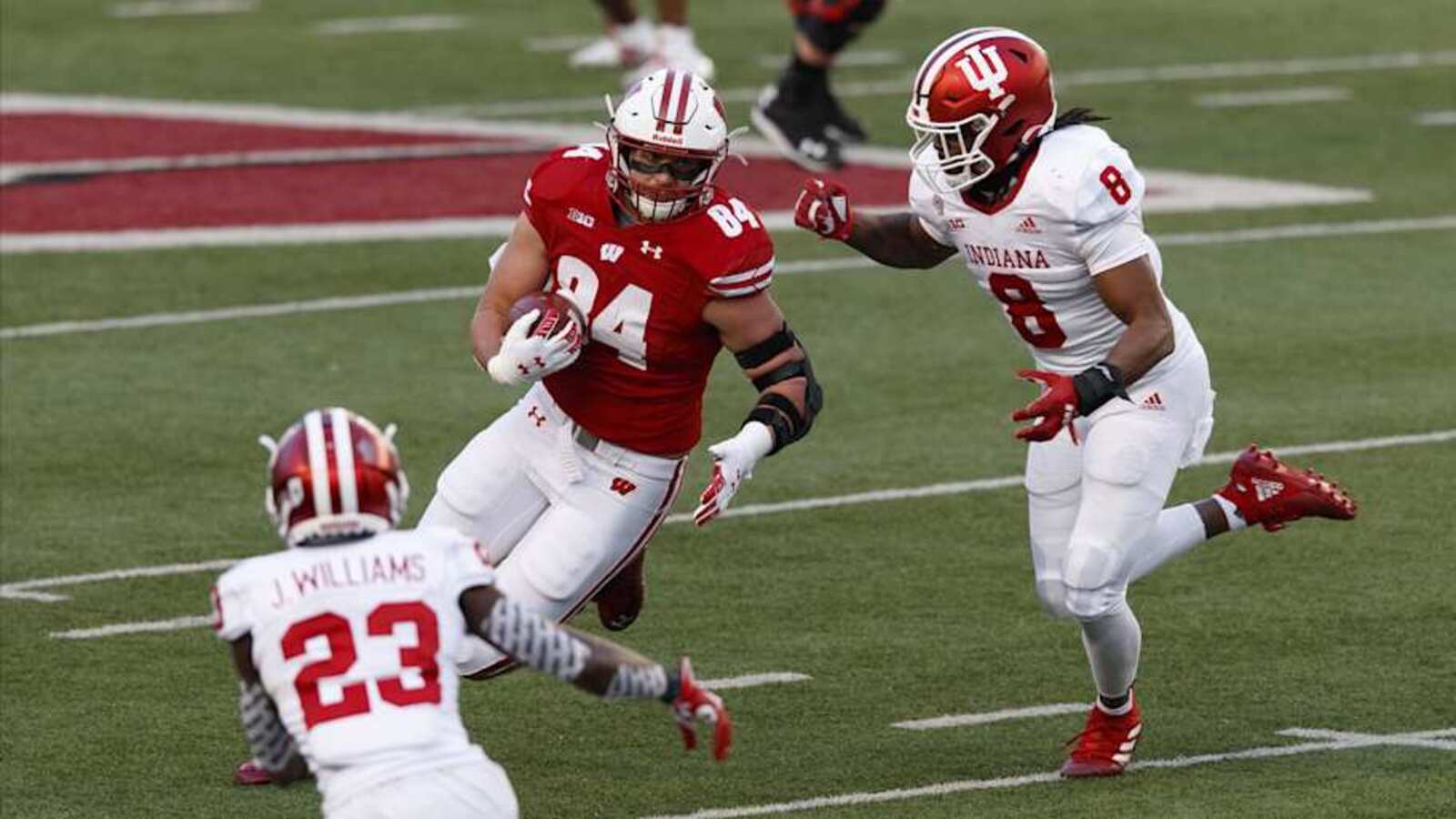Expert picks for Wisconsin Badgers at Indiana Hoosiers: Trying to avoid ...