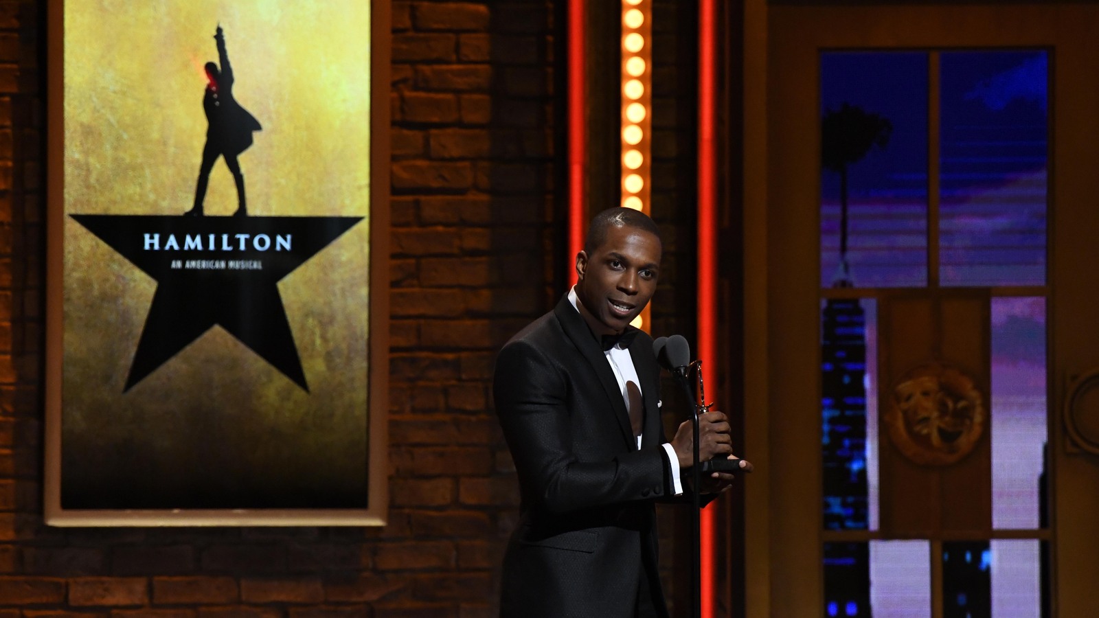 Leslie Odom Jr. is returning as Aaron Burr in 'Hamilton' on Broadway | Yardbarker