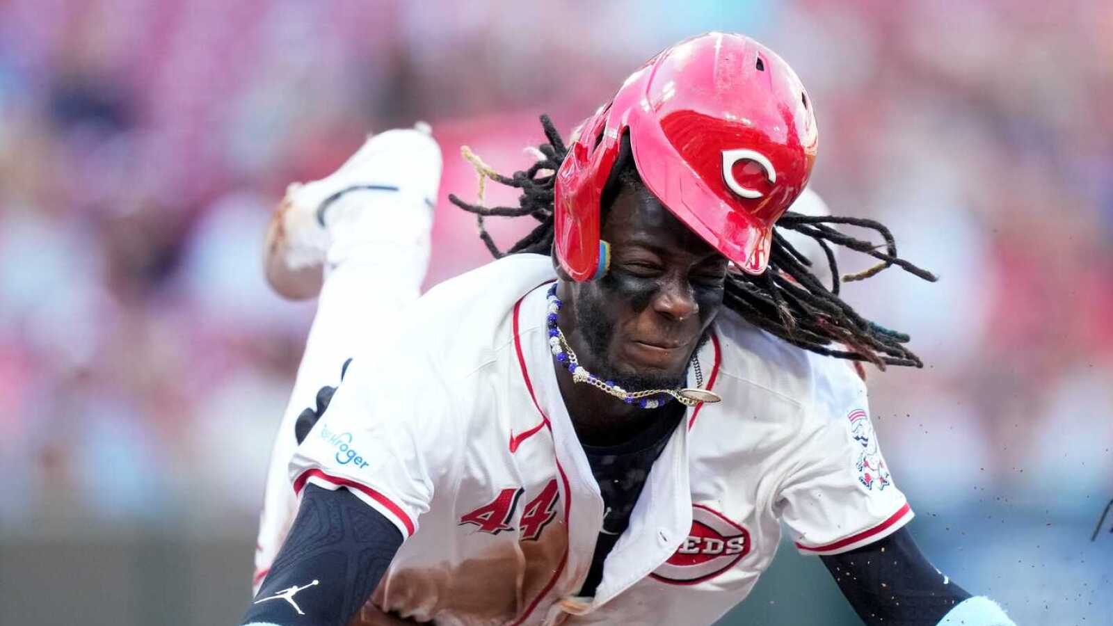 Watch: Incredible sequence gives De La Cruz Reds record | Yardbarker