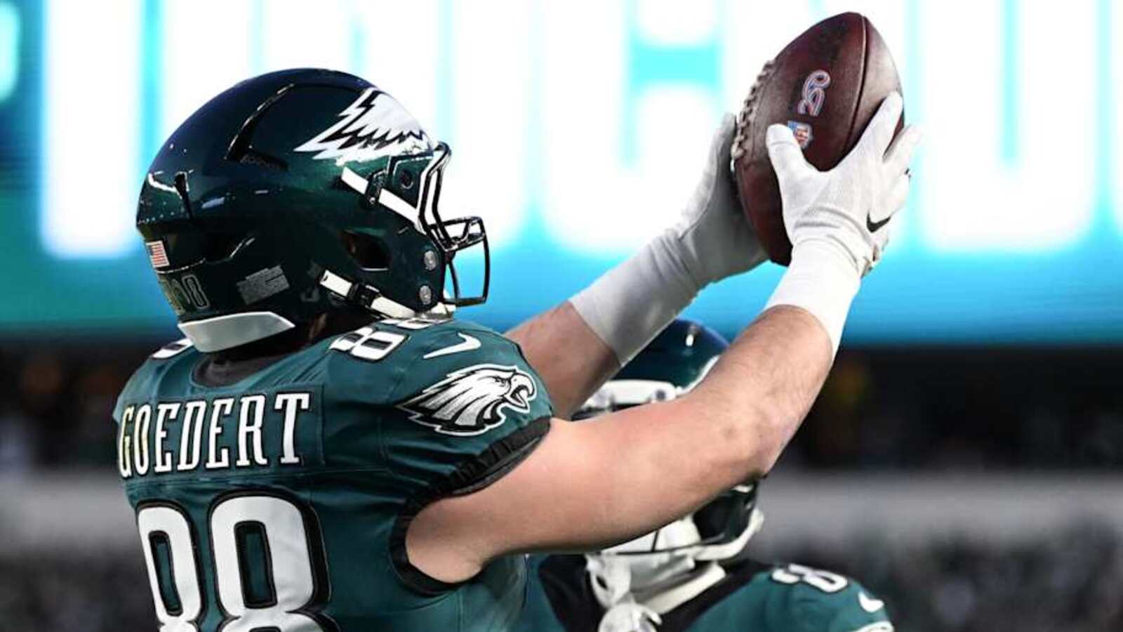 Eagles' Dallas Goedert Went From Trade Chip To NFL History | Yardbarker