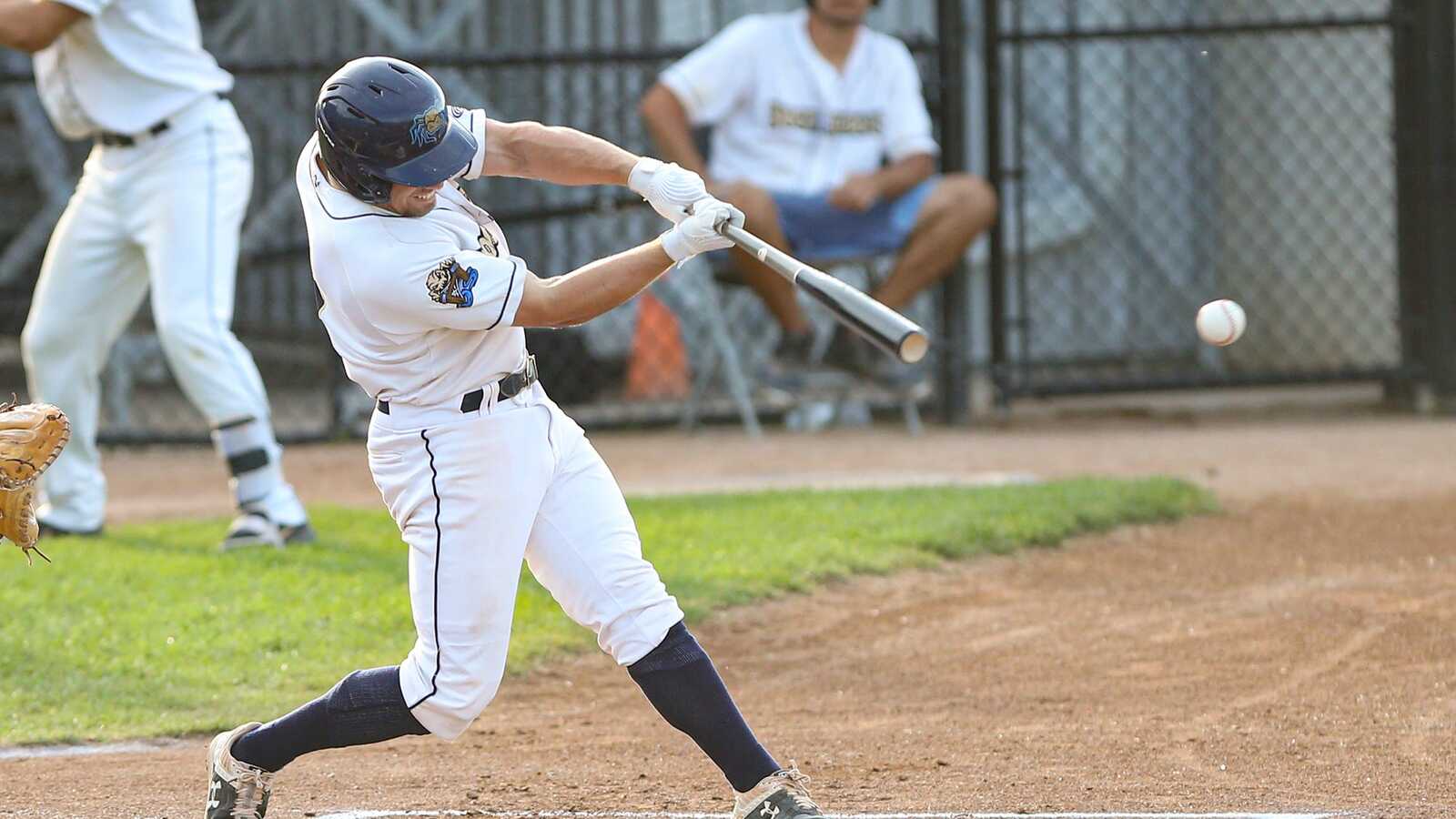 Yankees’ young infield prospect could emerge as depth option in 2024 ...