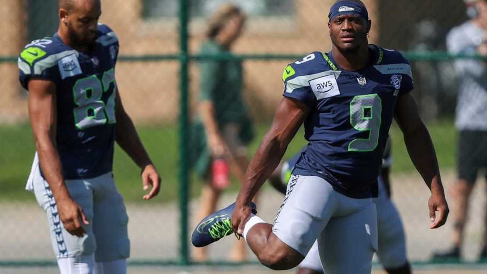 ESPN picks Kenneth Walker III as Seahawks' x-factor for 2025 NFL season ...