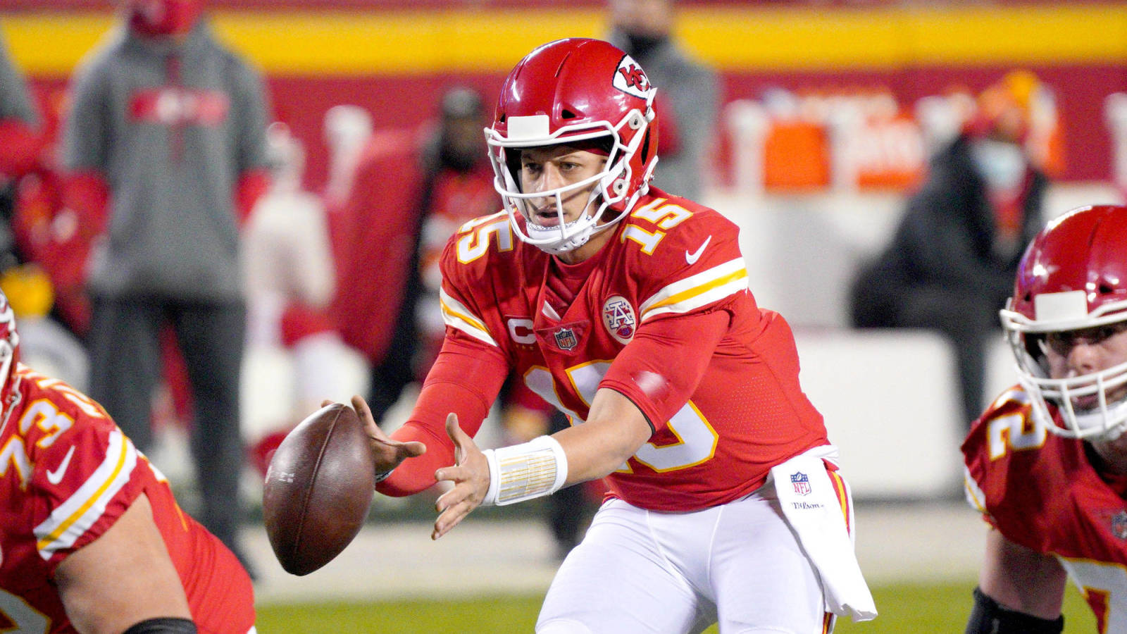 Mahomes says sore toe is 'pretty close to 100 percent' | Yardbarker