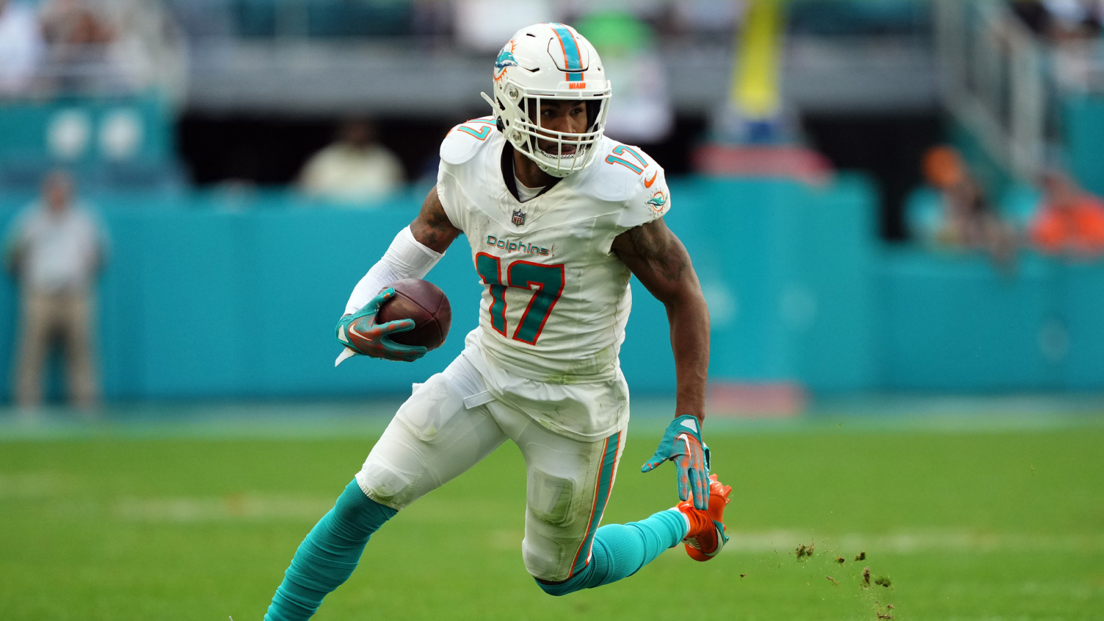 Predicting the top 30 fantasy football stars in 2024 feat. Jaylen ...