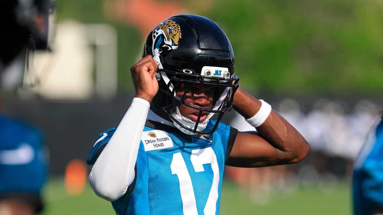 Jaguars' HC Reveals Travis Hunter's Training Camp Schedule | Yardbarker