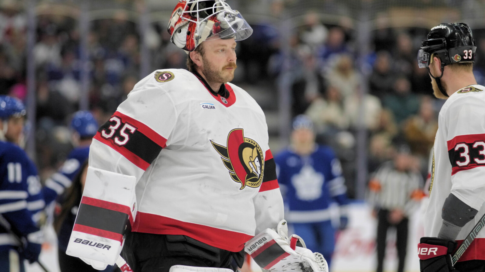 Senators' Travis Green Addresses Goalie Linus Ullmark's Return | Yardbarker