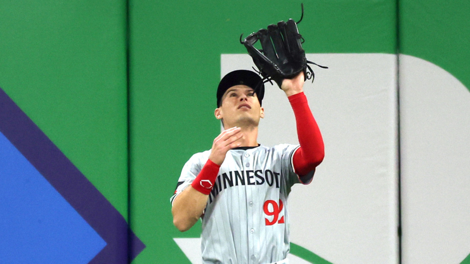 Cardinals acquire utilityman Michael Helman from Twins | Yardbarker