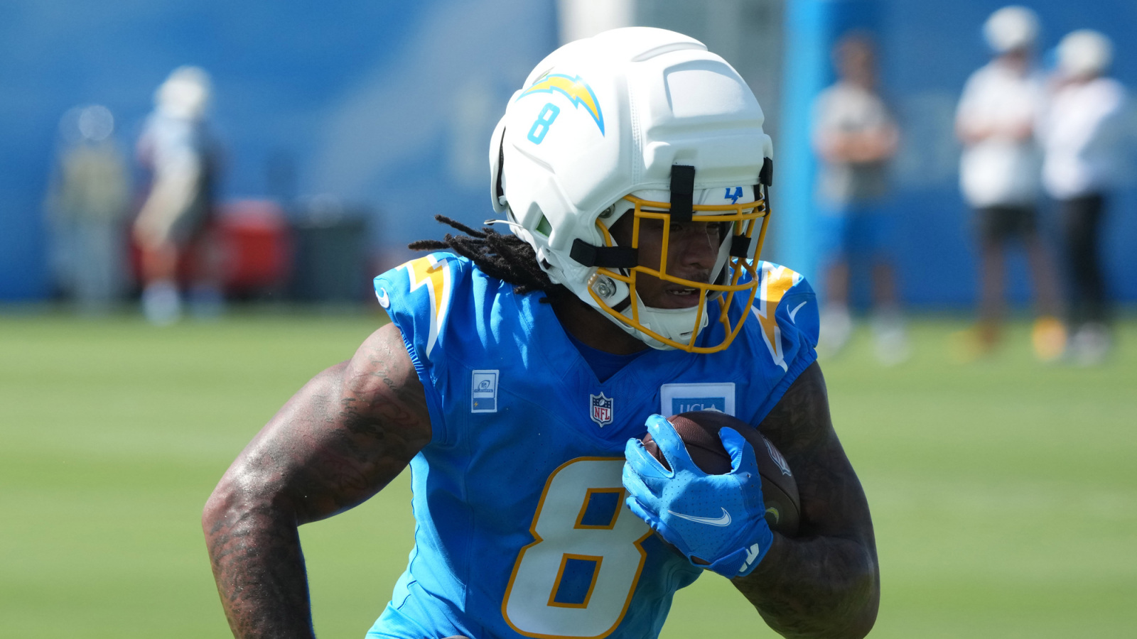 Omarion Hampton Won't Lead the Los Angeles Chargers' Rushing Attack in ...