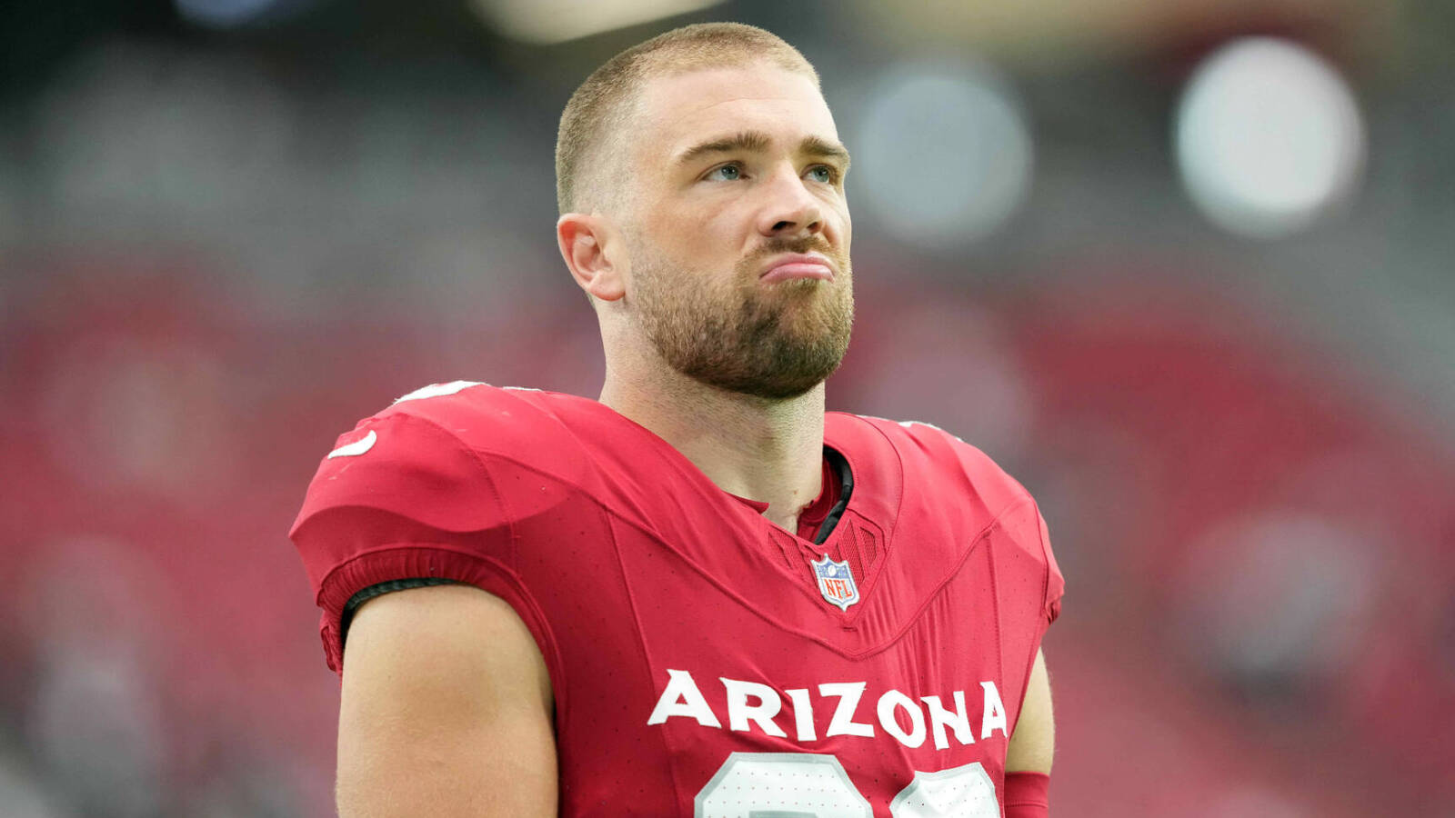 Retired NFL legend breaks news on former teammate's release | Yardbarker