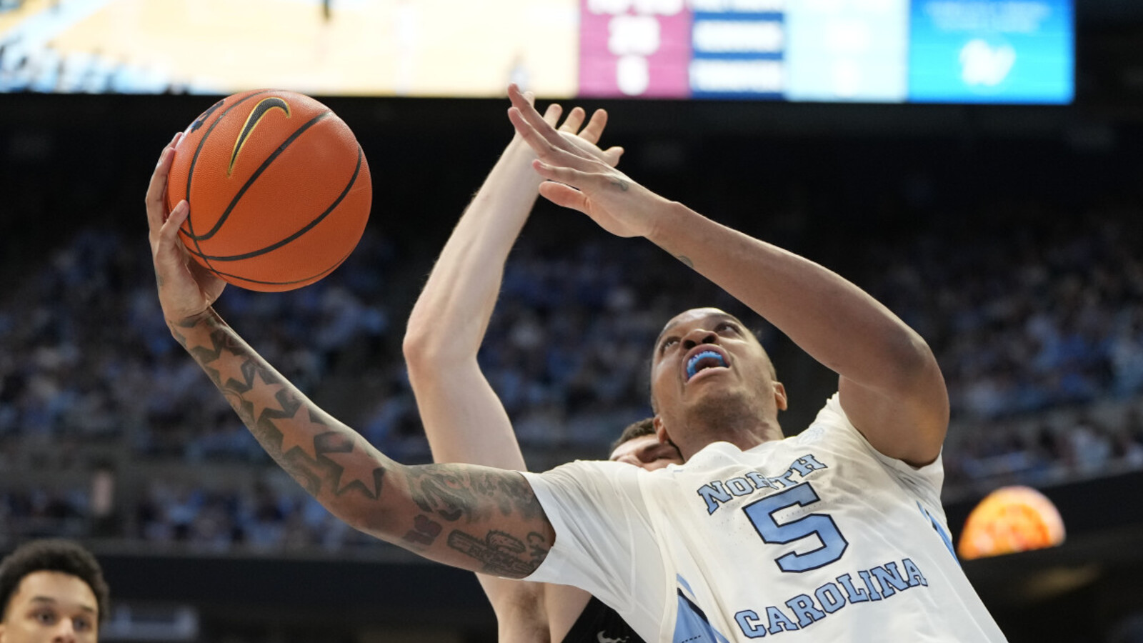UNC Big Man Armando Bacot Gets Back to Outworking Foes | Yardbarker