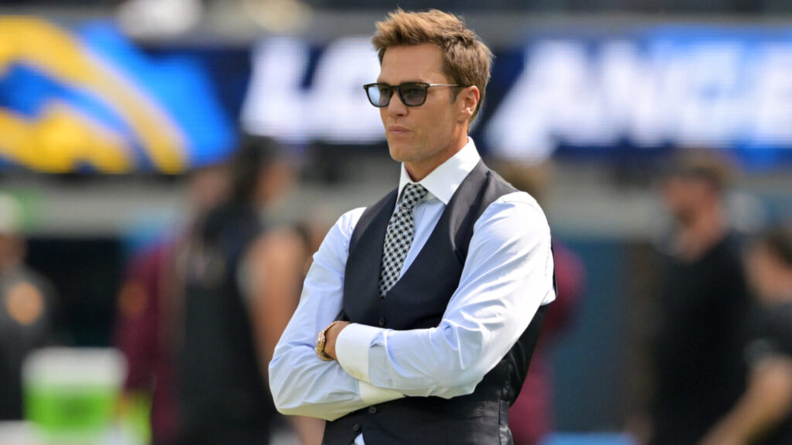 Tom Brady Is ‘Praying’ for NFL Star After Brutal Injury | Yardbarker