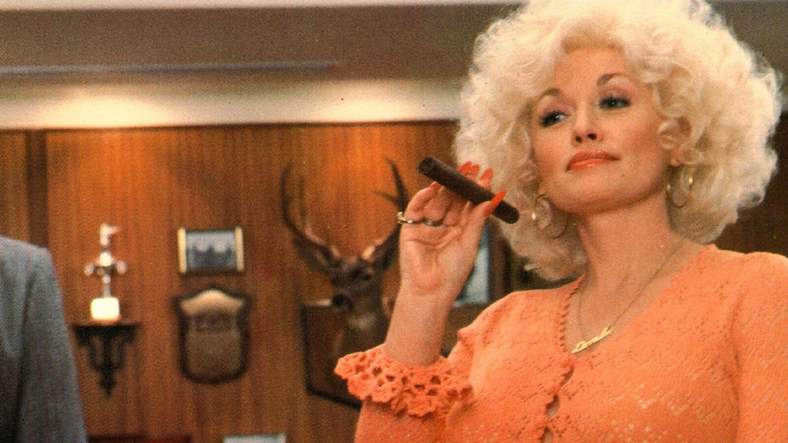 25 iconic artists who truly transcended the music business | Yardbarker