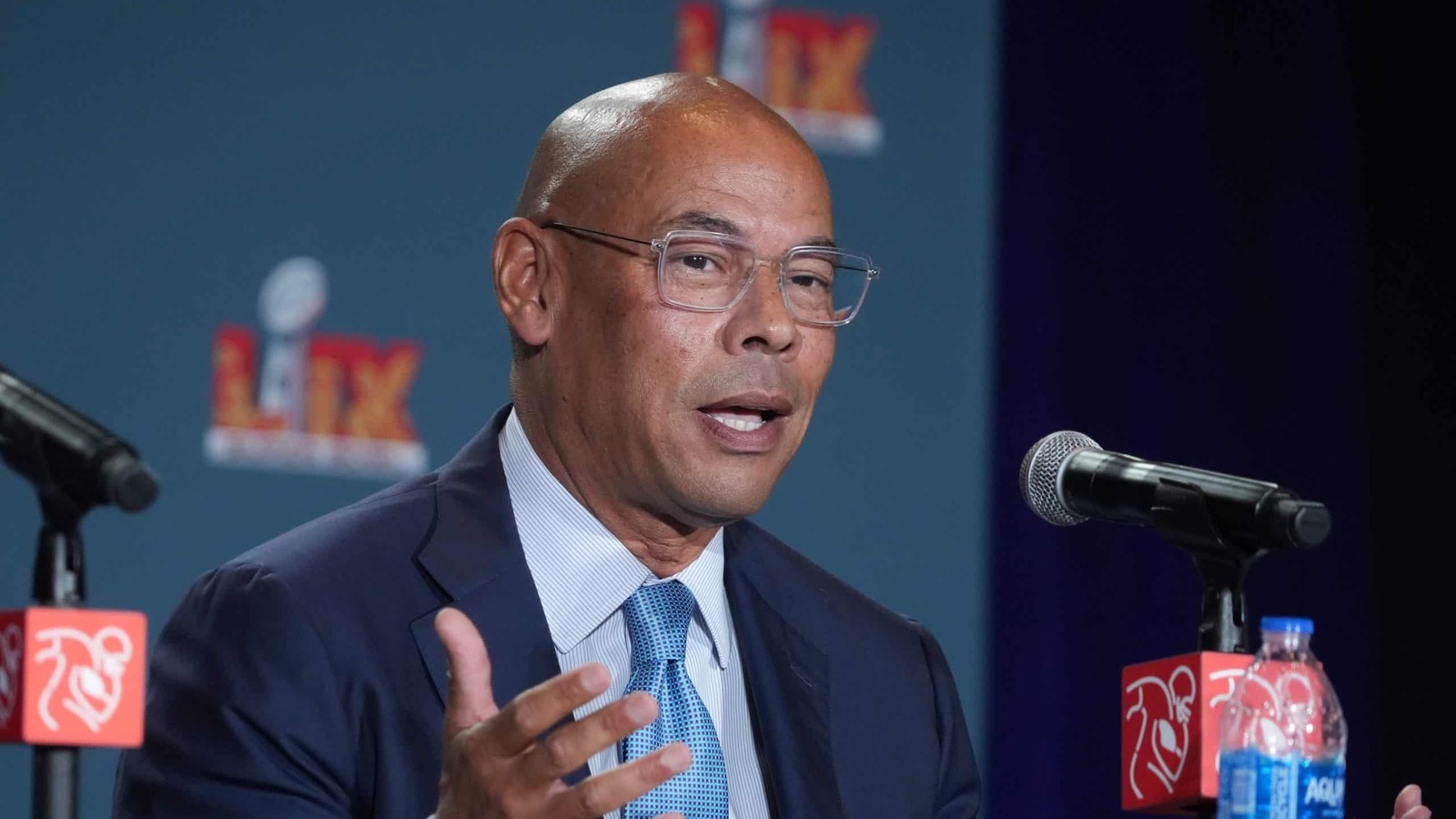 NFLPA Figure Steps Down After 2 Years Due to Controversy | Yardbarker