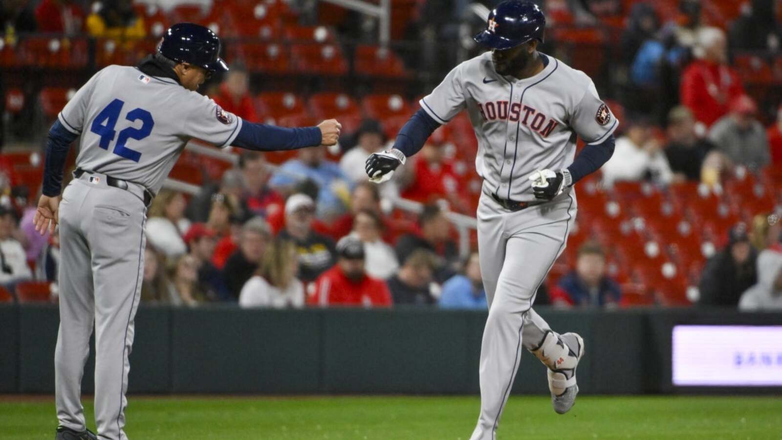 Facing Cardinals, Astros seek season's first back-to-back wins | Yardbarker