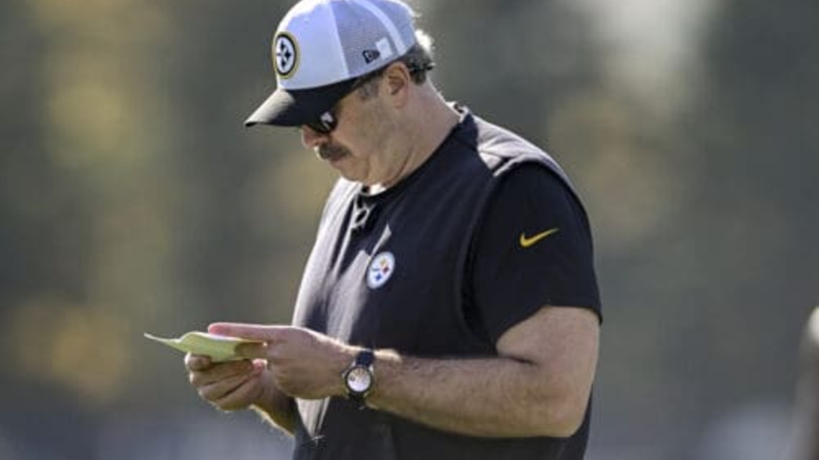 NFL Insider Expects Steelers OC Arthur Smith to Be Head Coach Candidate ...