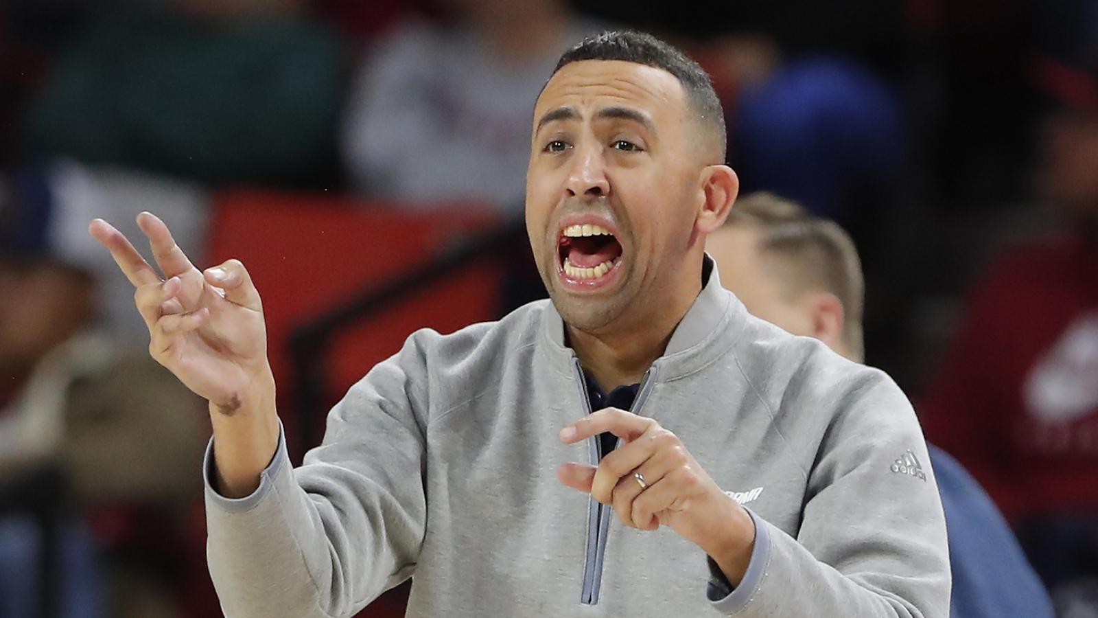College basketball coach blasts NIT over revoked invitation | Yardbarker